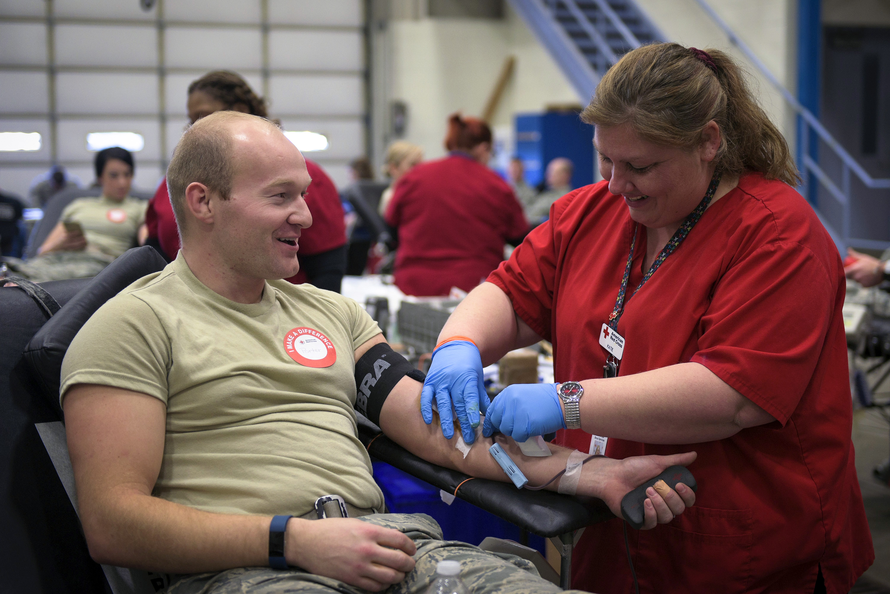 Airmen answer the call to donate blood during national shortage > Air ...