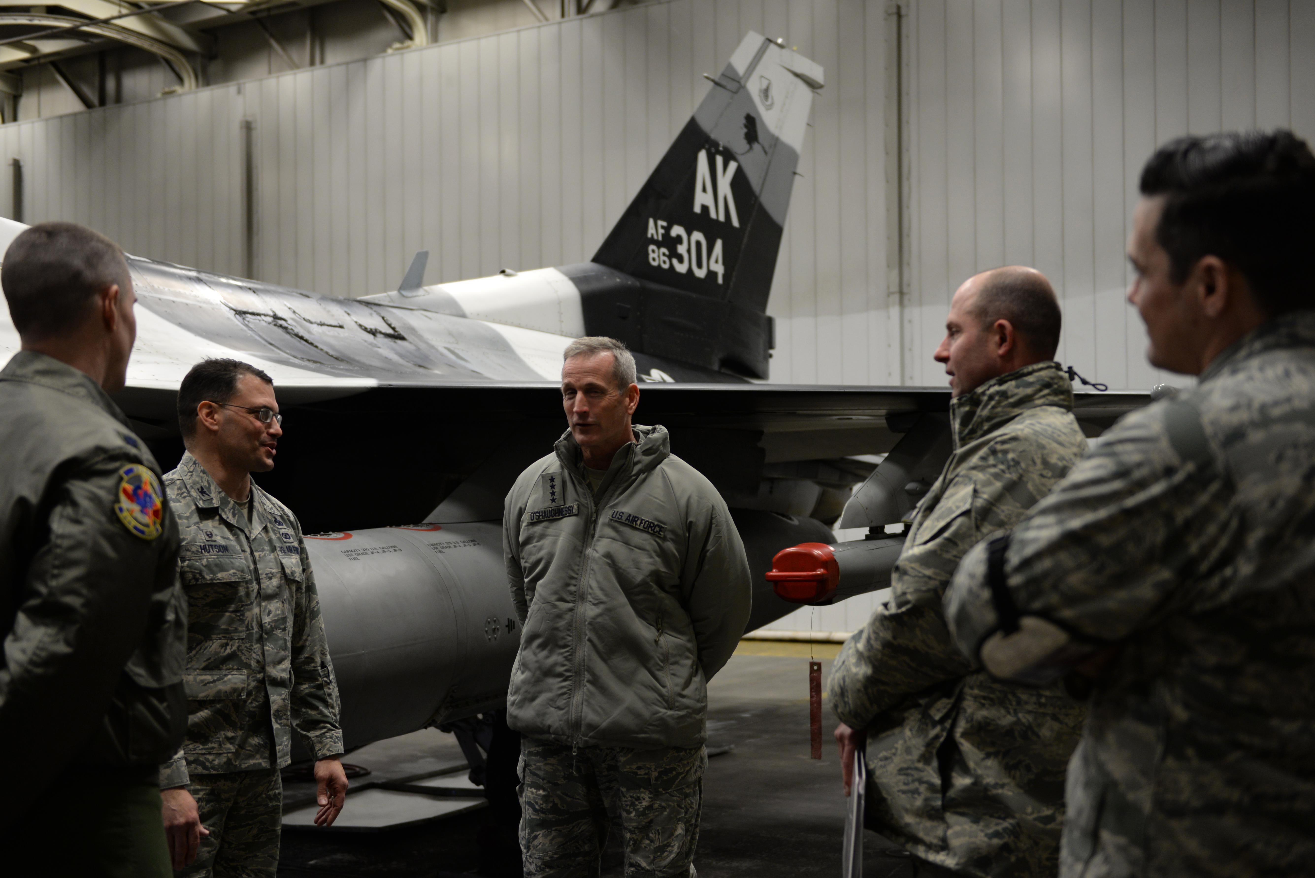 PACAF commander visits Eielson > Pacific Air Forces > Article Display