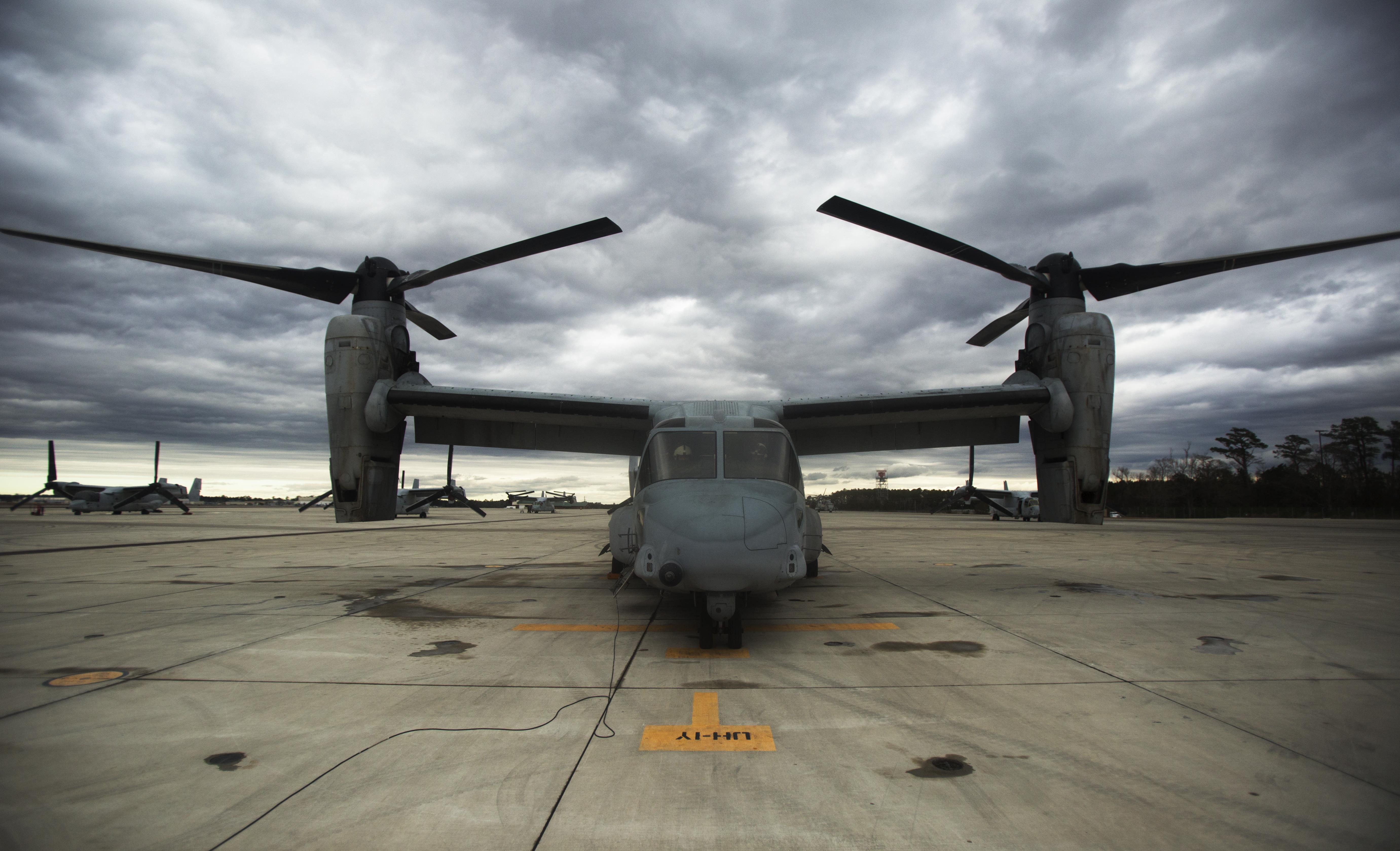 VMM 263 conducts infantry transport mission