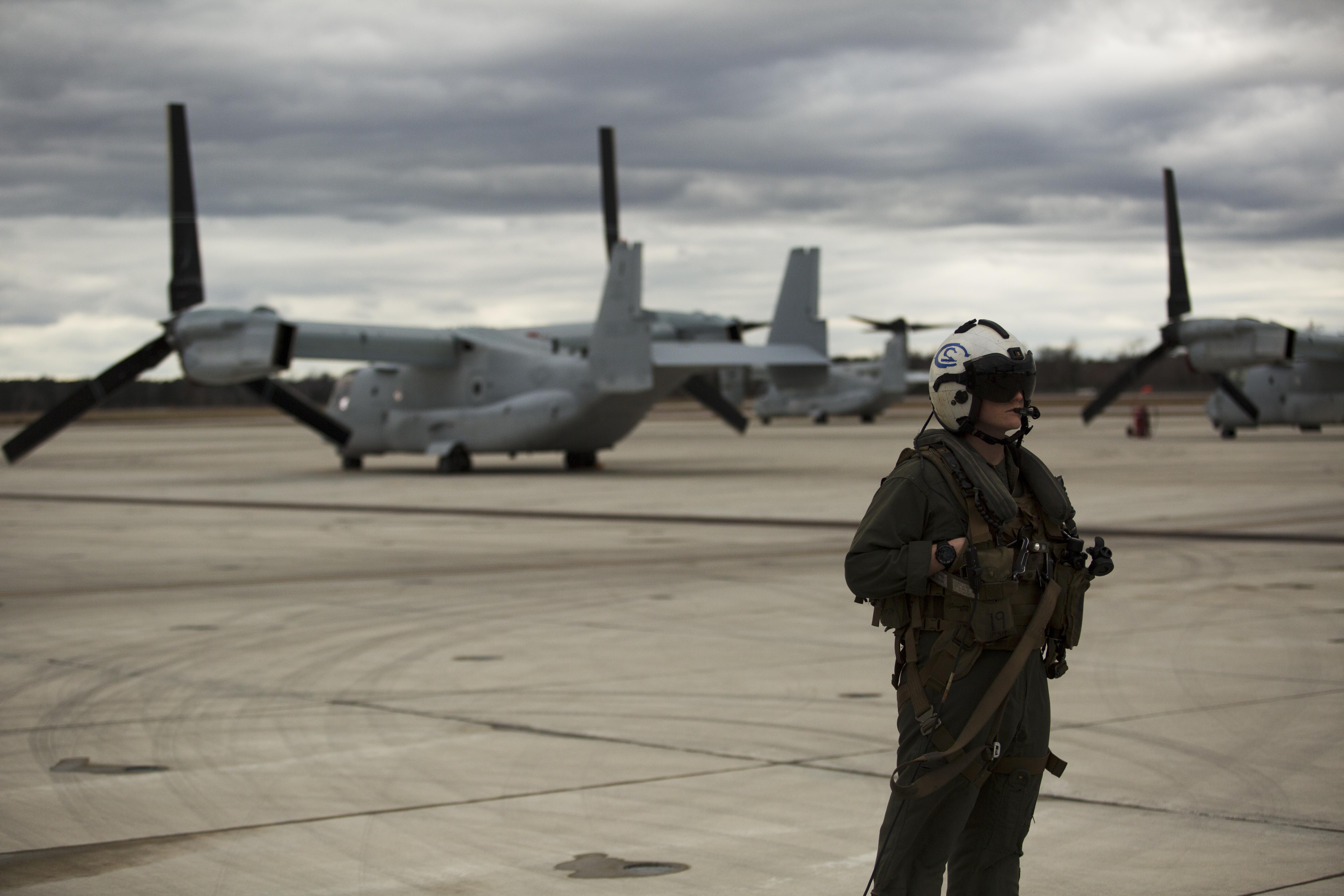 VMM 263 conducts infantry transport mission