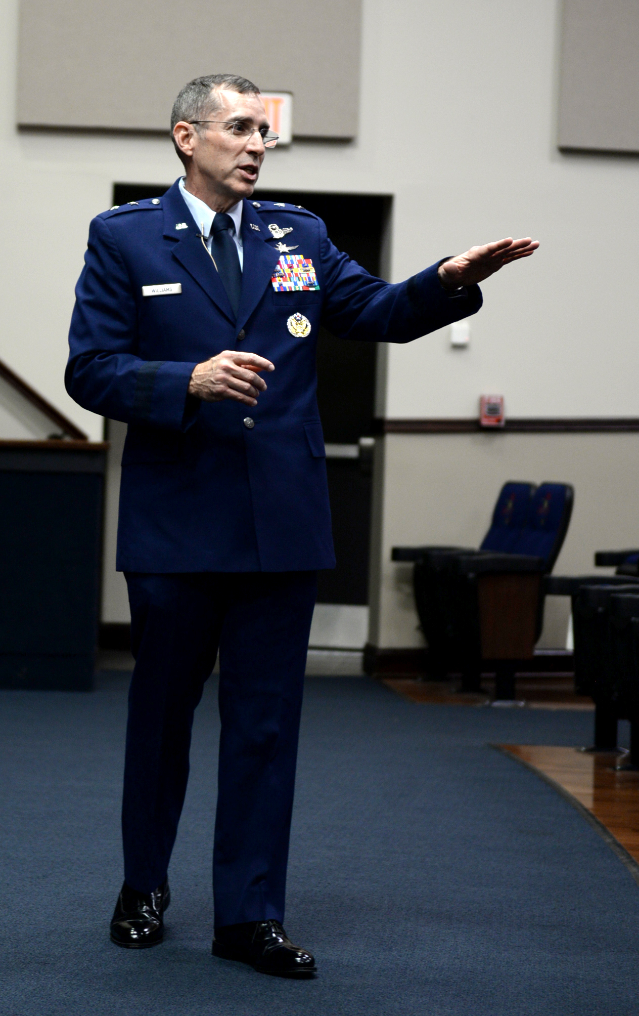 Williams reminds 17-05 graduates of importance of what they do