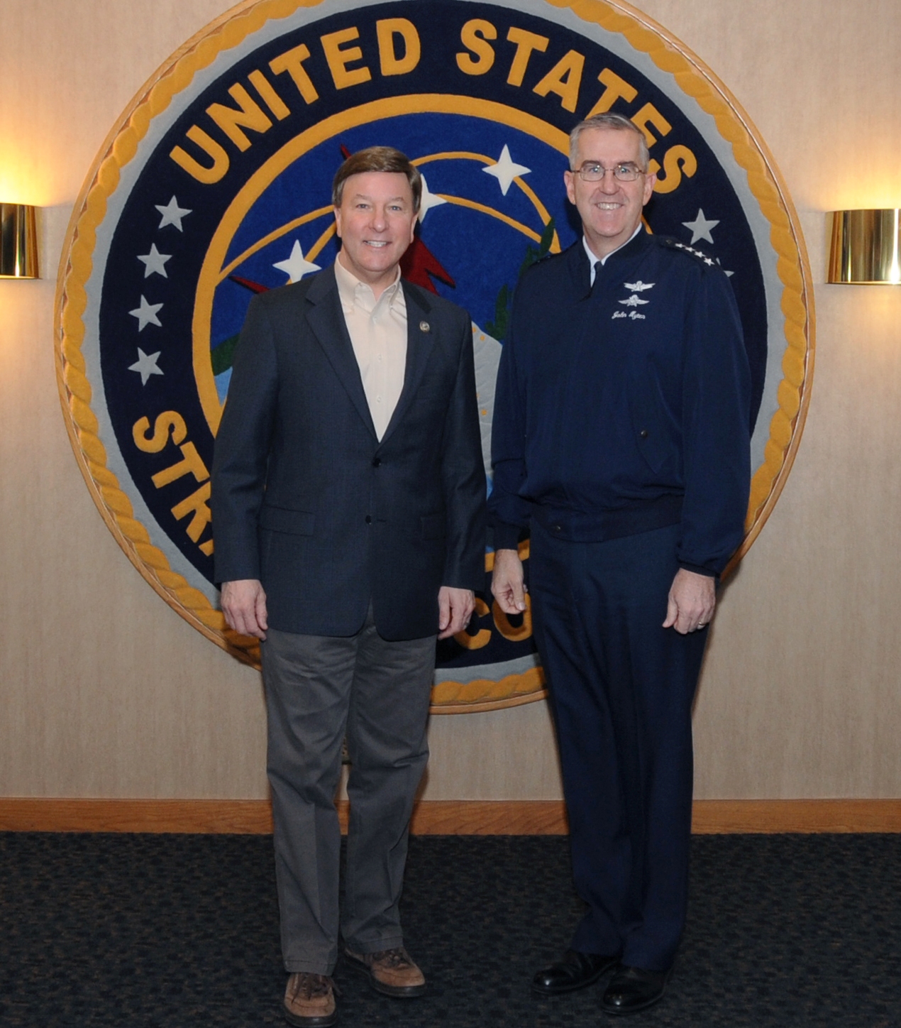 Gen. Hyten welcomes Rep. Rogers to USSTRATCOM headquarters