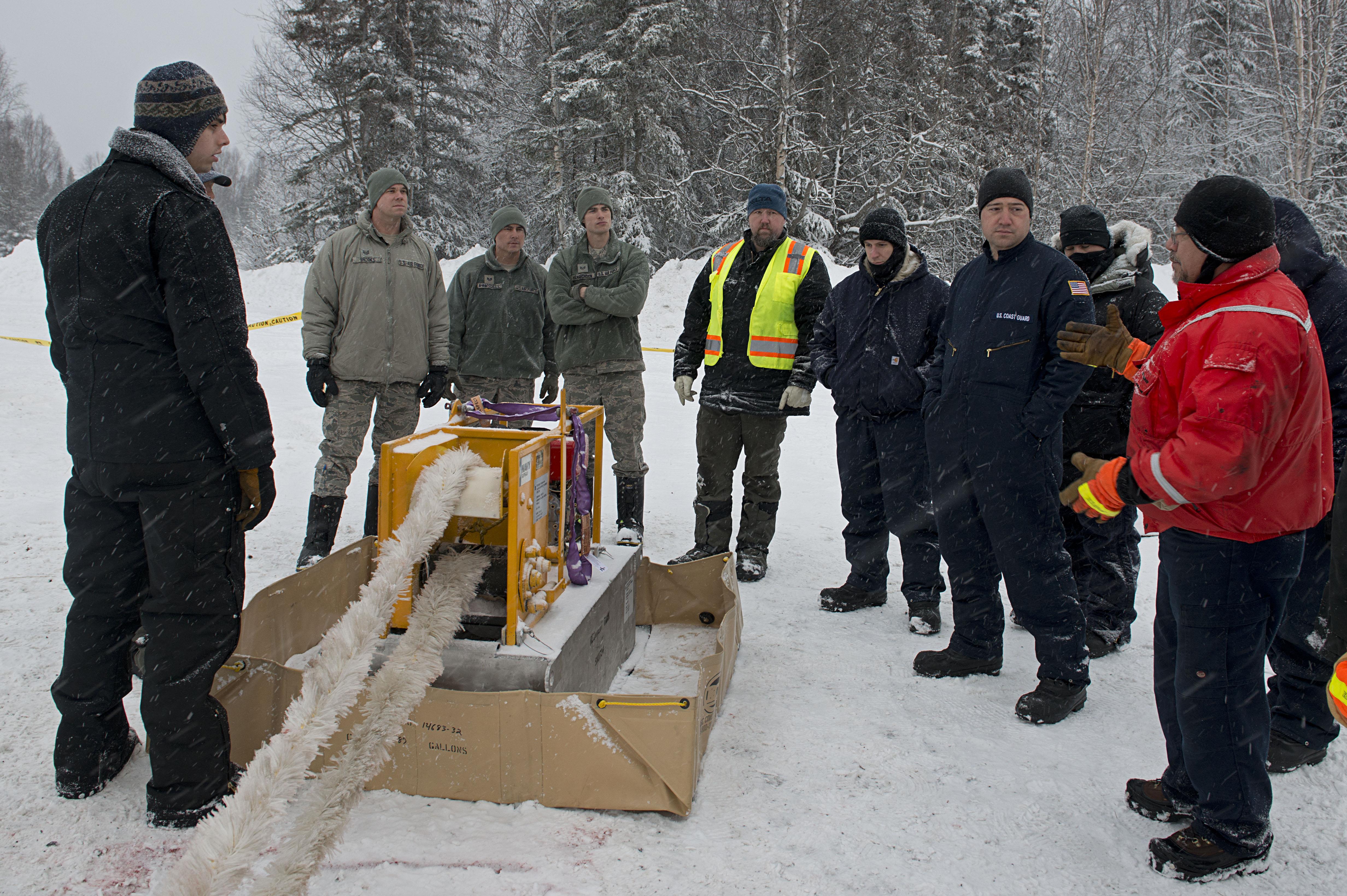 Joint arctic spill response training brings agencies together > Joint ...