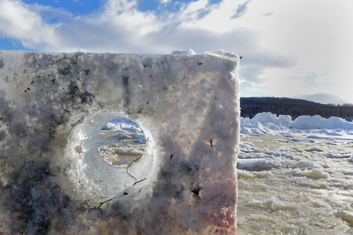 Joint arctic spill response training brings agencies together > Joint ...