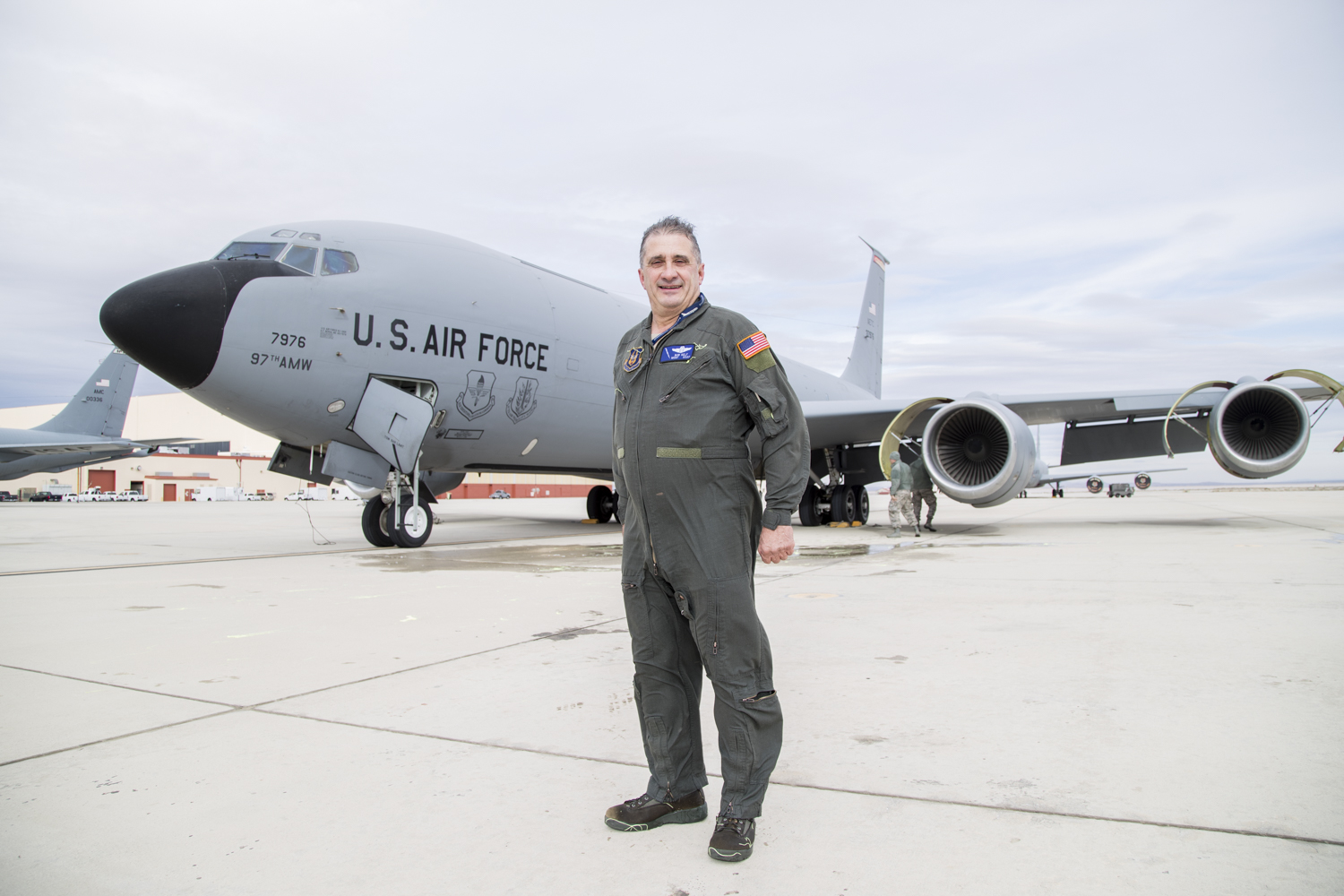Love for flying kept last KC-135 flight engineer flying for decades ...