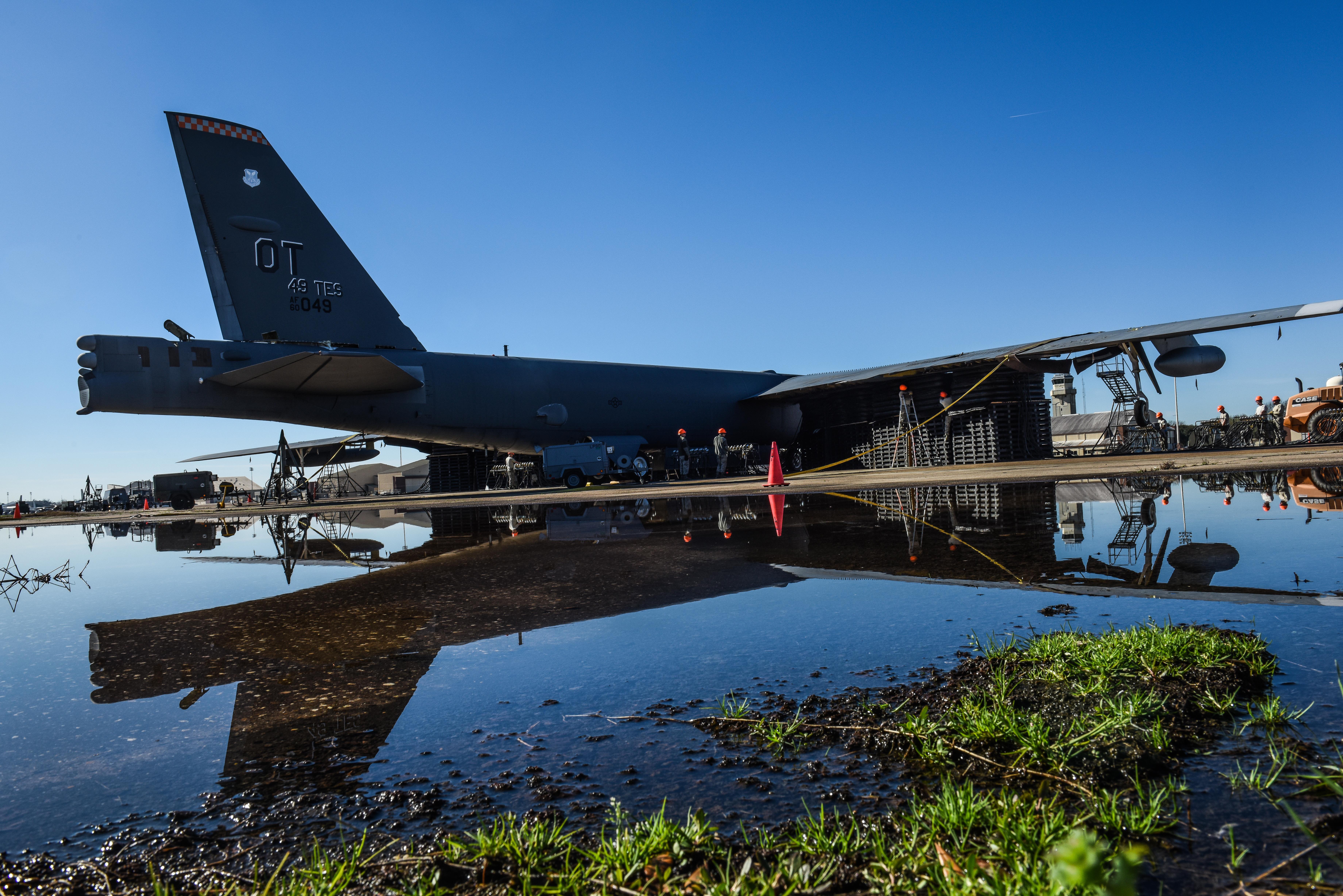 B 52 Stratofortress Crash