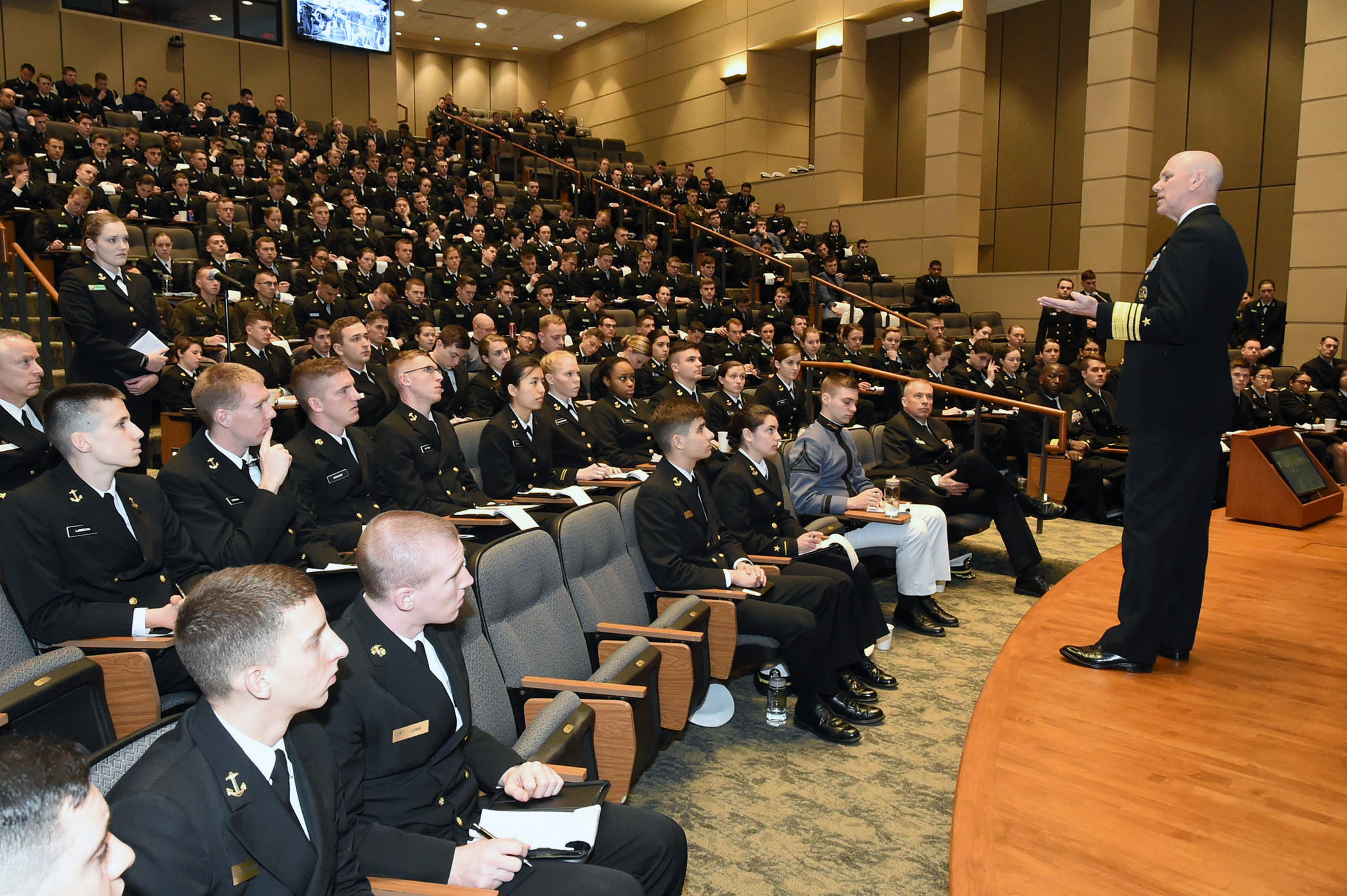 Notre Dame NROTC Hosts 22nd Annual Naval Leadership Weekend > United ...