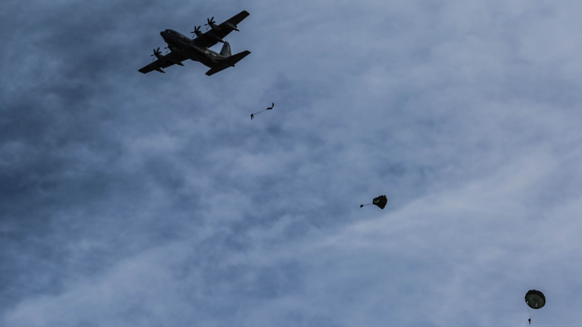 Leap of faith > United States Marine Corps Flagship > News Display