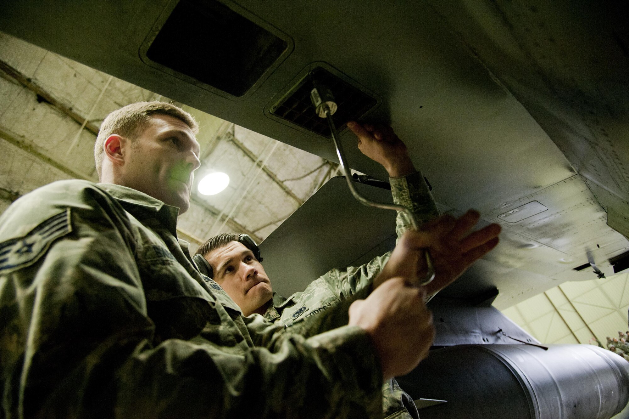 36th Weapons Load team takes first quarter competition > Osan Air Base ...