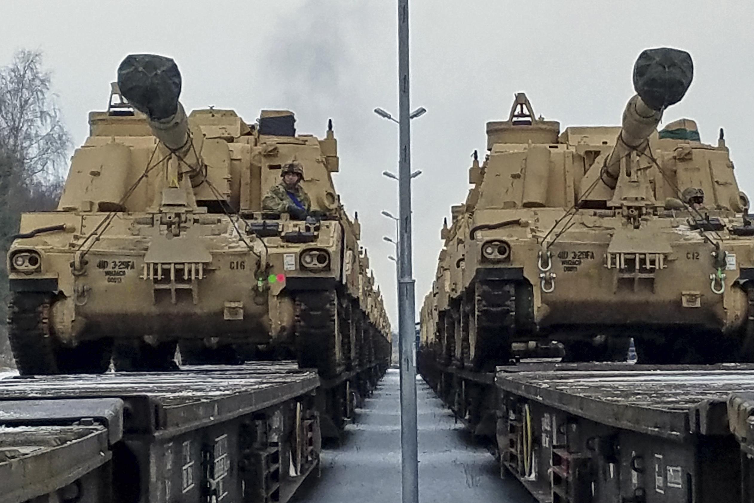Self-Propelled Howitzers | U.S. Department of War