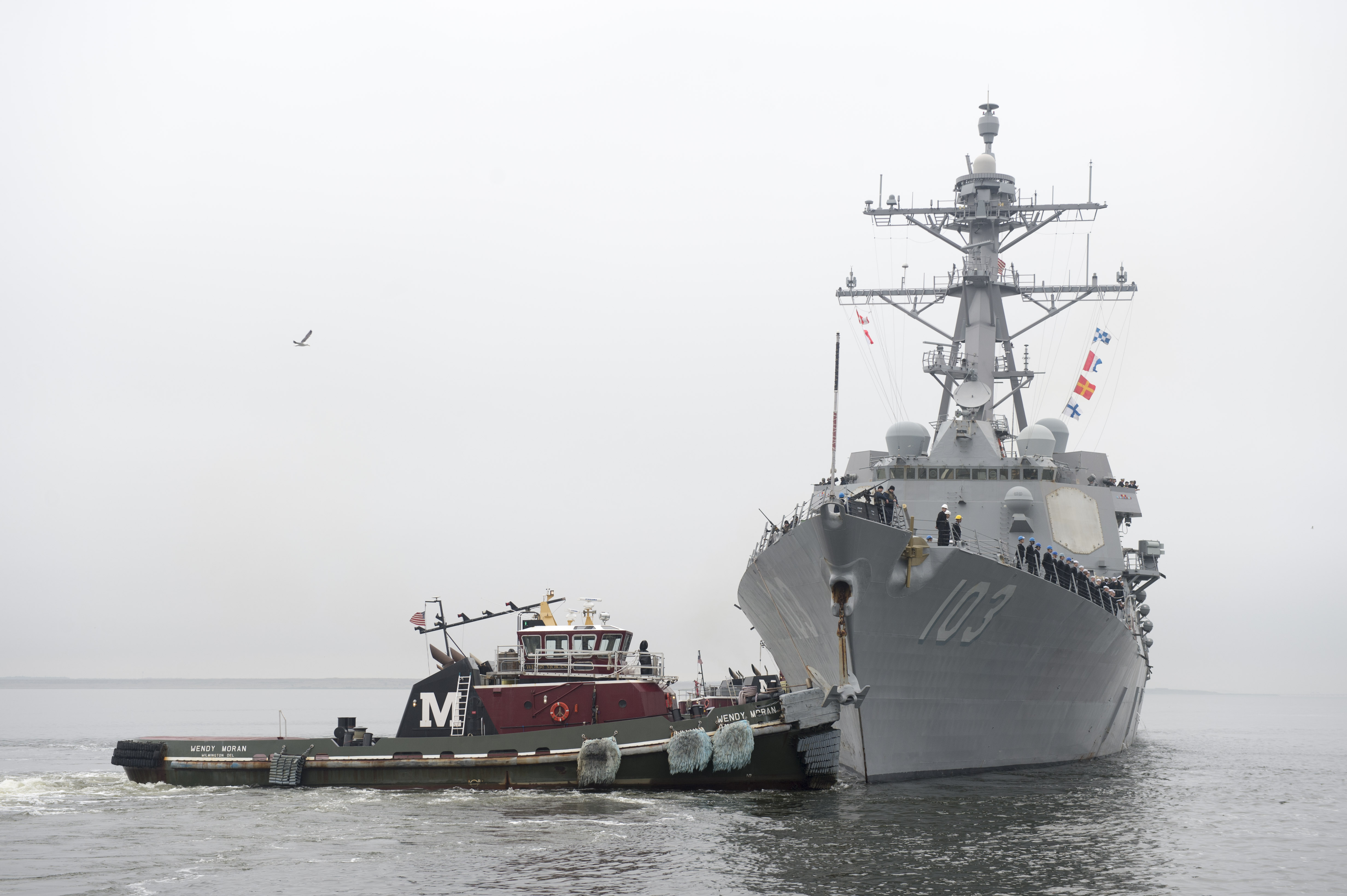 USS Truxtun Holds Change of Command Ceremony > United States Navy ...