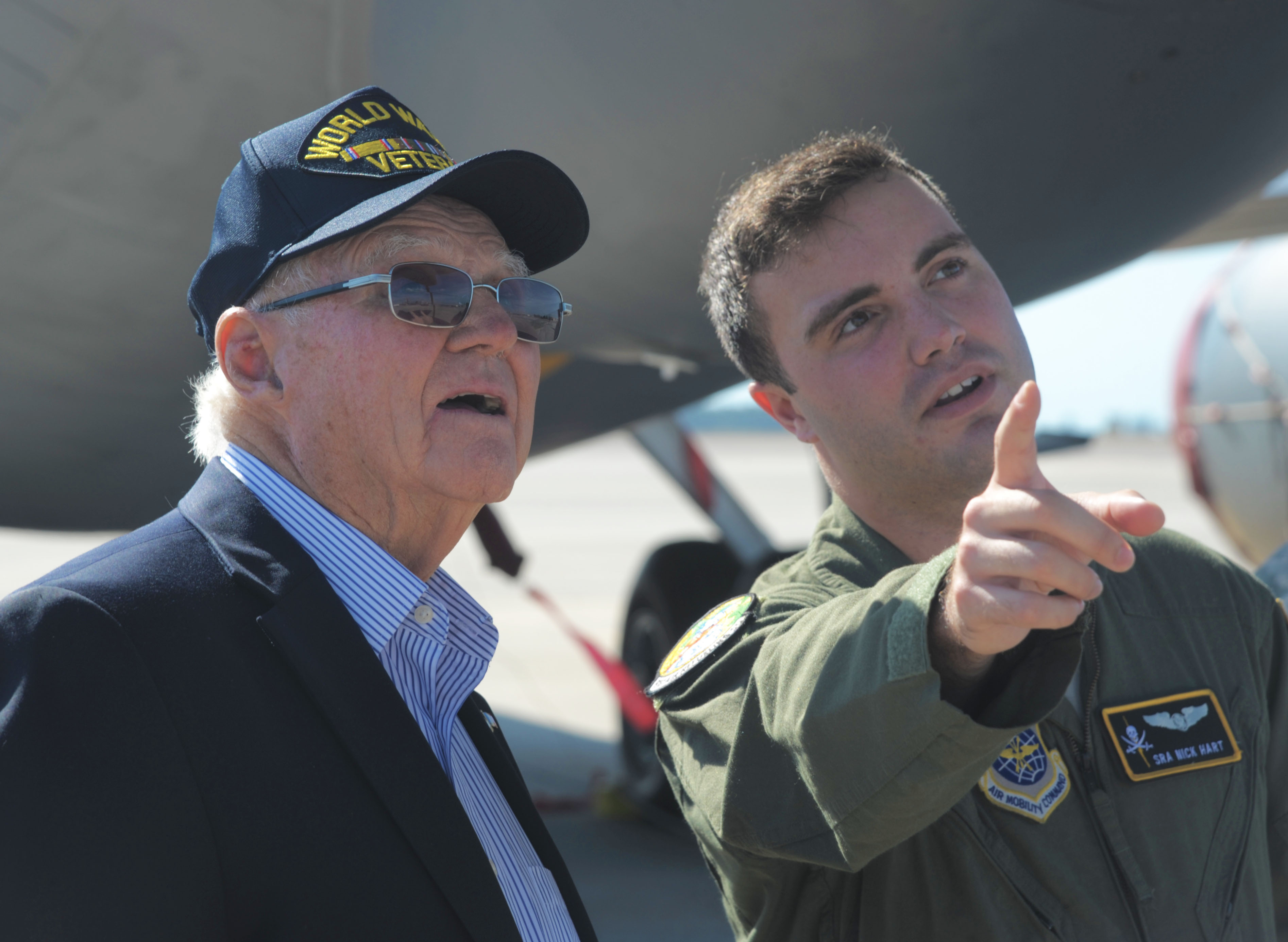 Pioneer of tactical airlift visits MacDill > MacDill Air Force Base ...