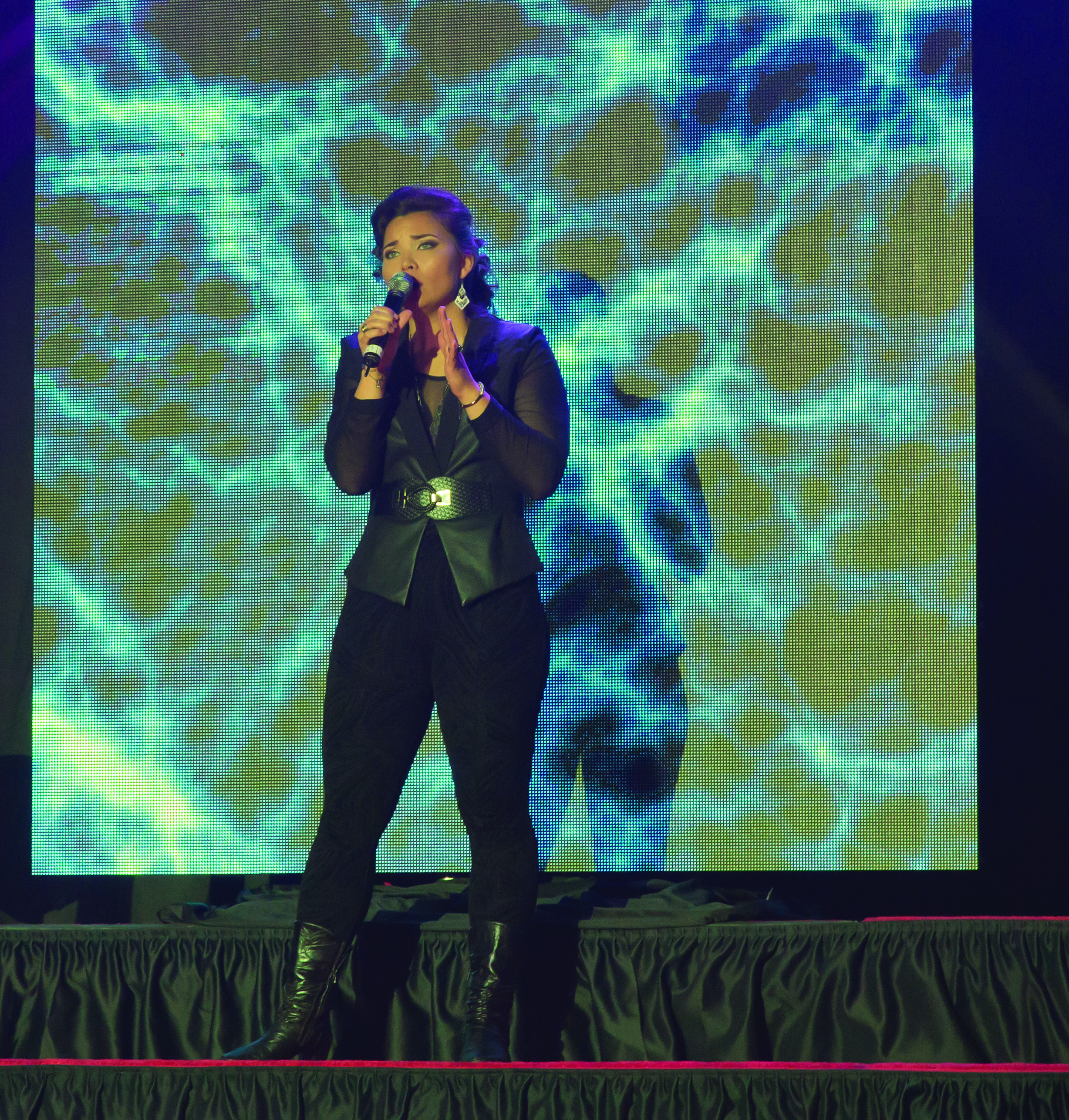 AF competition singer has close ties to Kirtland > Kirtland Air Force ...