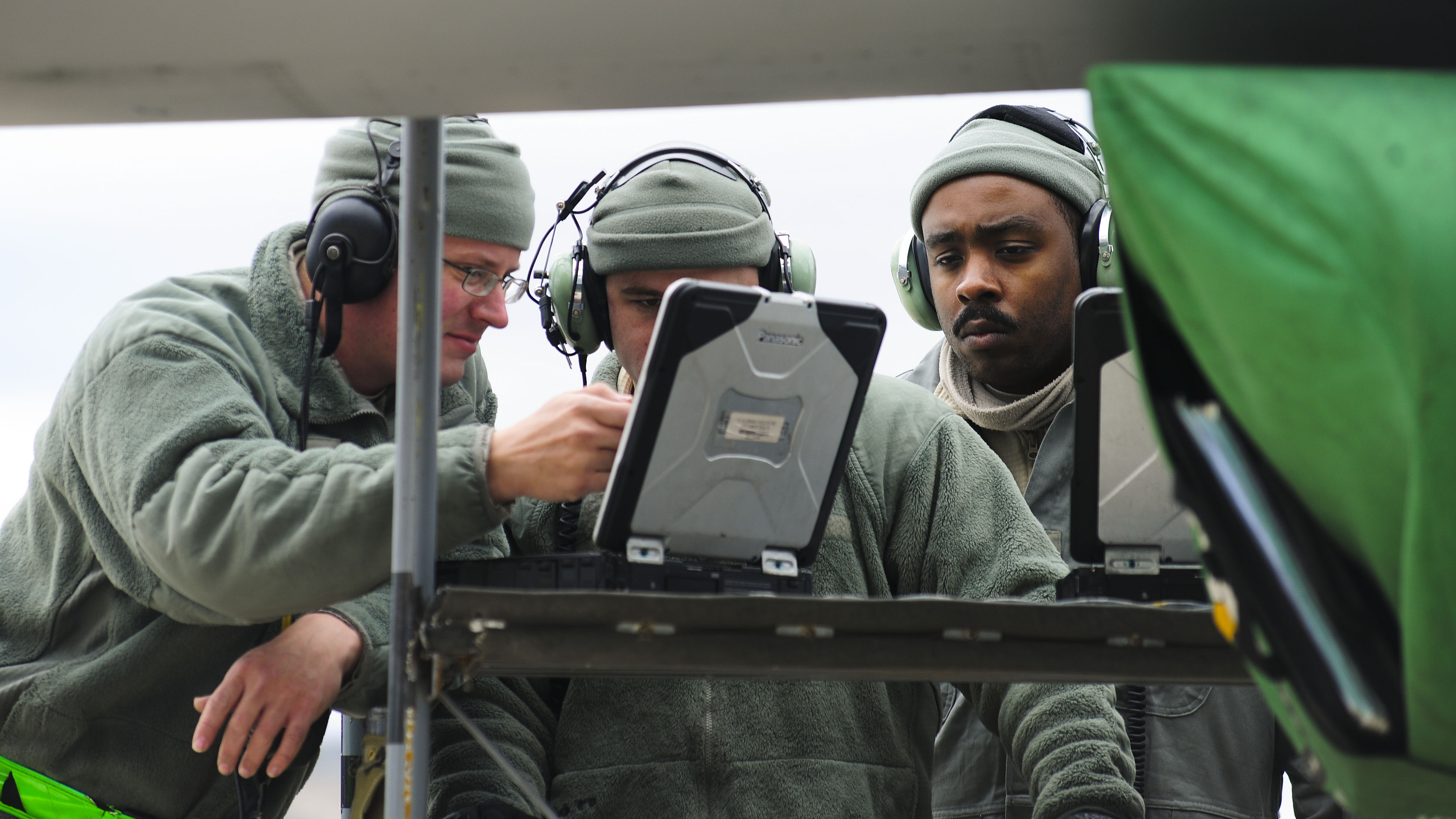 Training underway in Souda Bay > Aviano Air Base > Display