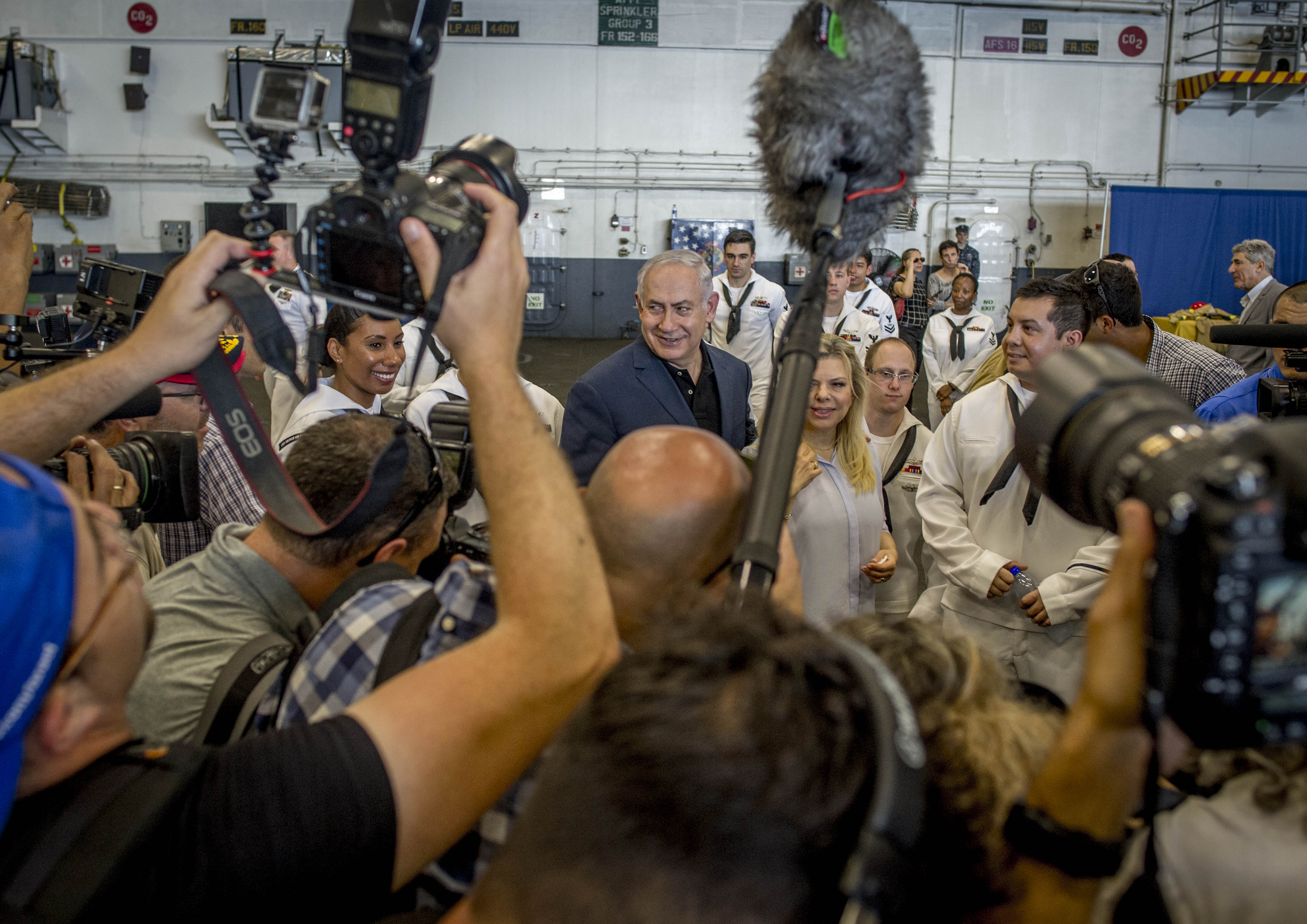 Israeli Prime Minister Visits GHWB > United States Navy > News Stories