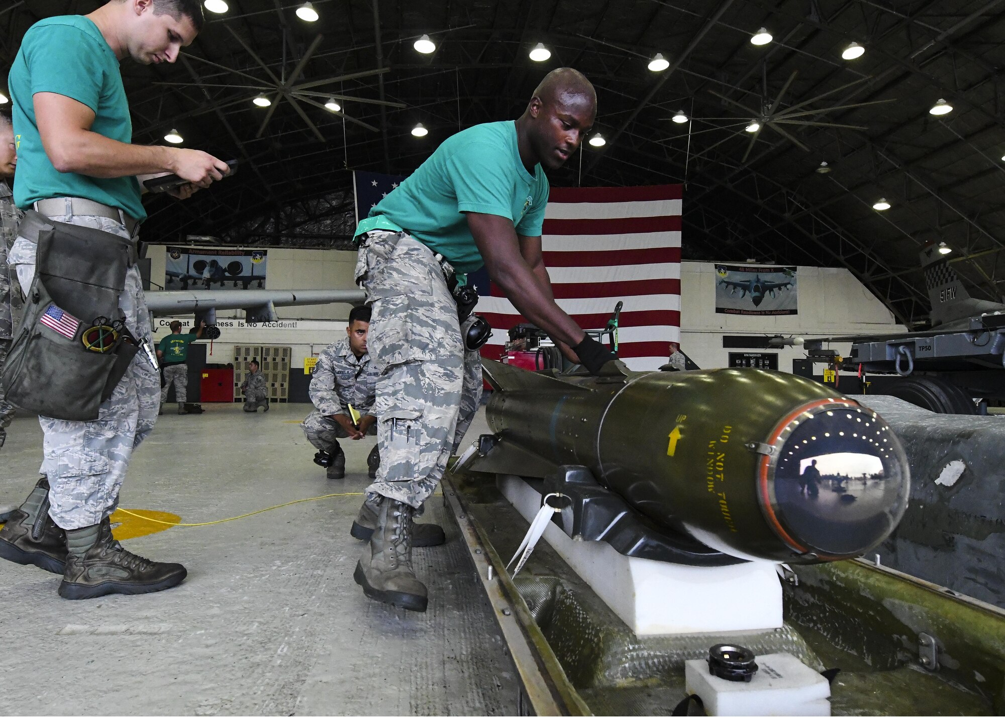 25th AMU wins quarterly load competition > Osan Air Base > Article Display