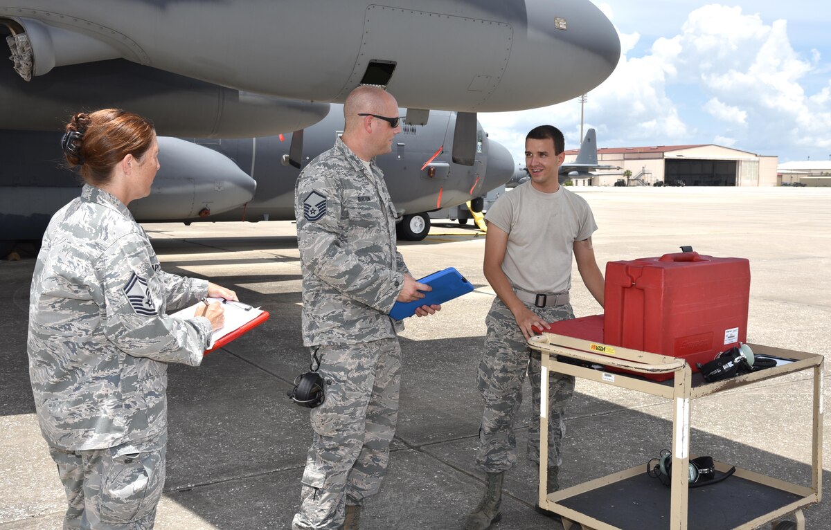 AFRC gives rescue wing top marks in mission execution > March Air ...