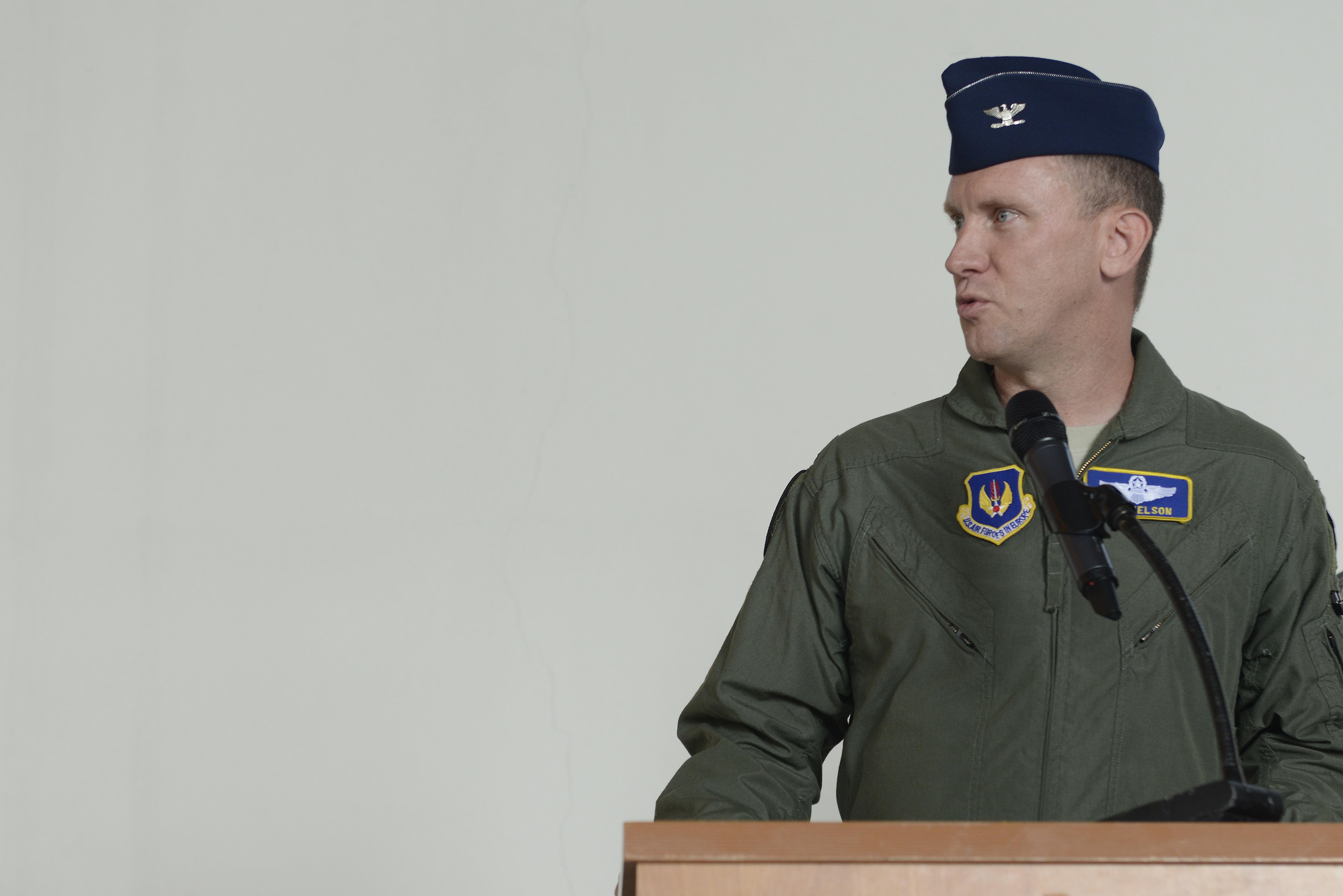 Nelson takes 31 OG command > Aviano Air Base > Display