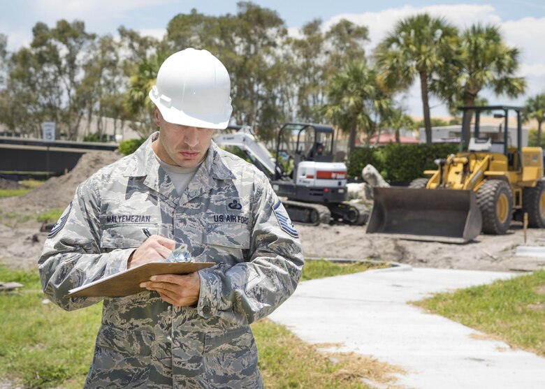Contracting excellence earns senior NCO 12 Outstanding Airmen of the ...