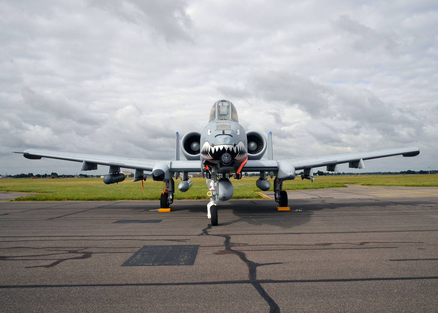 A-10s make flying visit to RAF Mildenhall > Royal Air Force Mildenhall ...