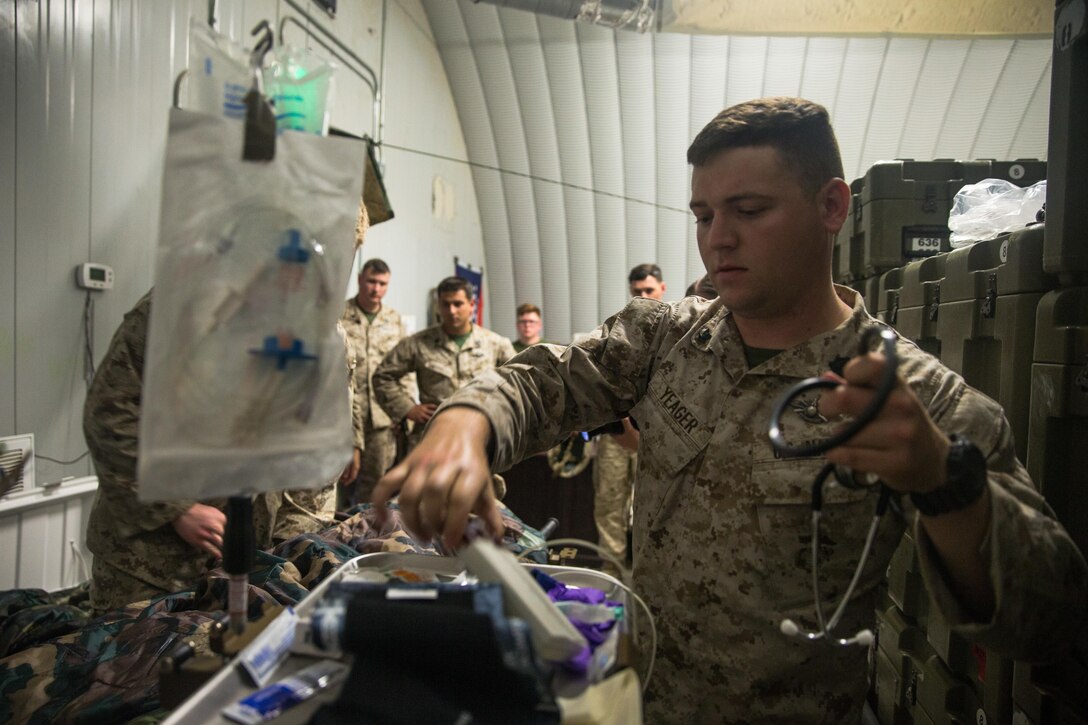 ITX 5-17 MAGTF 8 RAS CASEVAC Drill