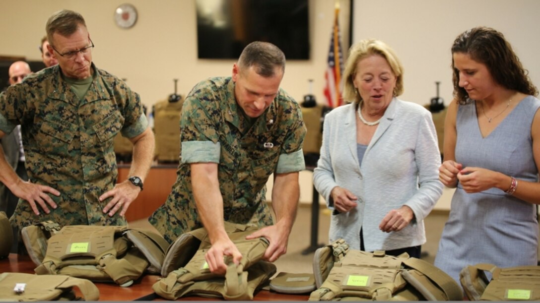 Marine Corps’ acquisition command gives congresswoman insider view of ...