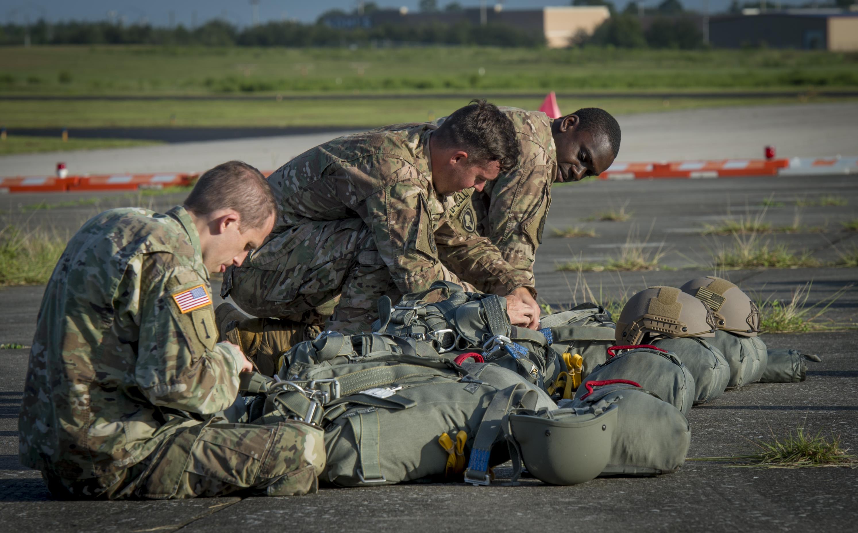 Jump qualified; Airborne ready > MacDill Air Force Base > Display