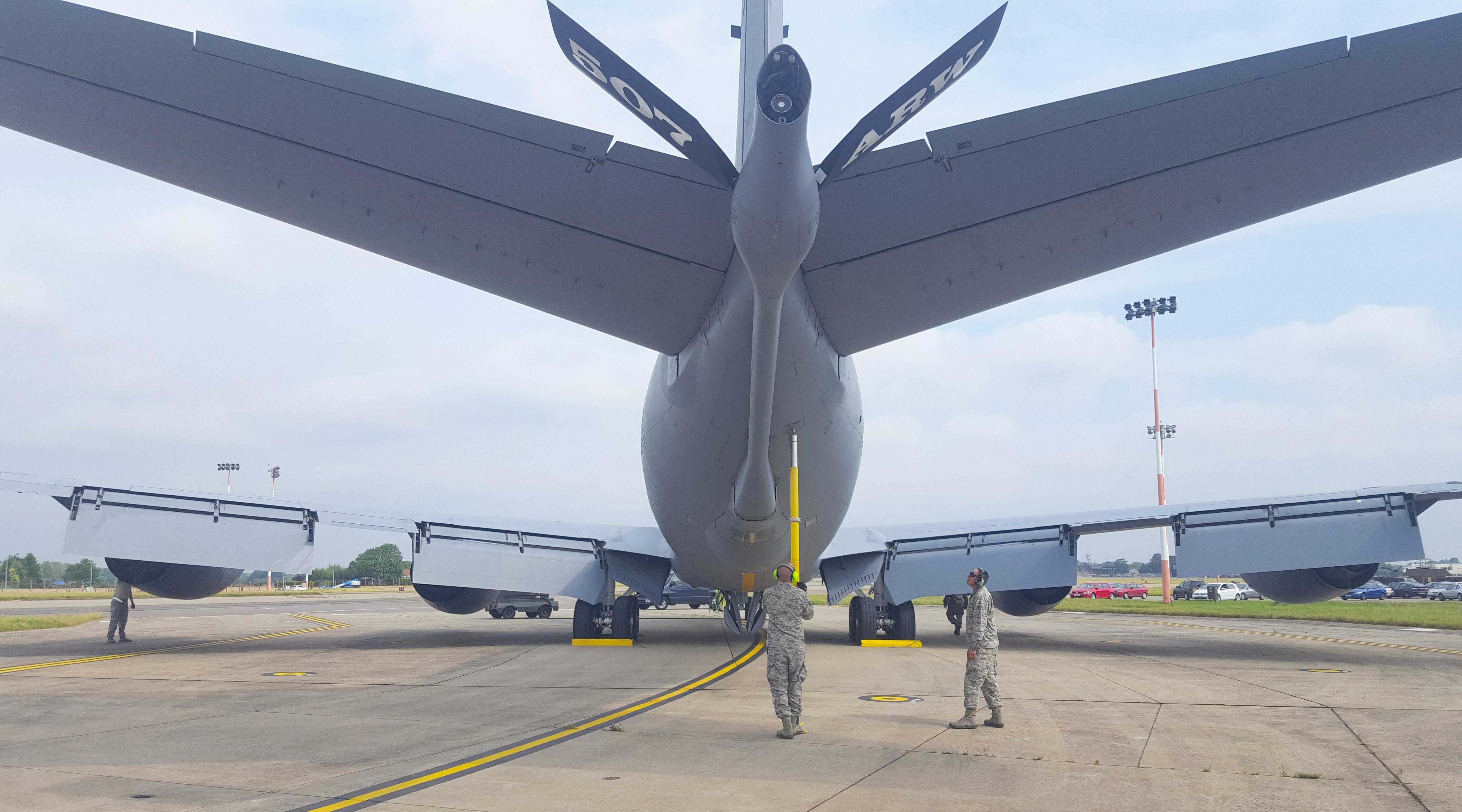Total Force Airmen maximize refueling capacity in Europe > Royal Air ...