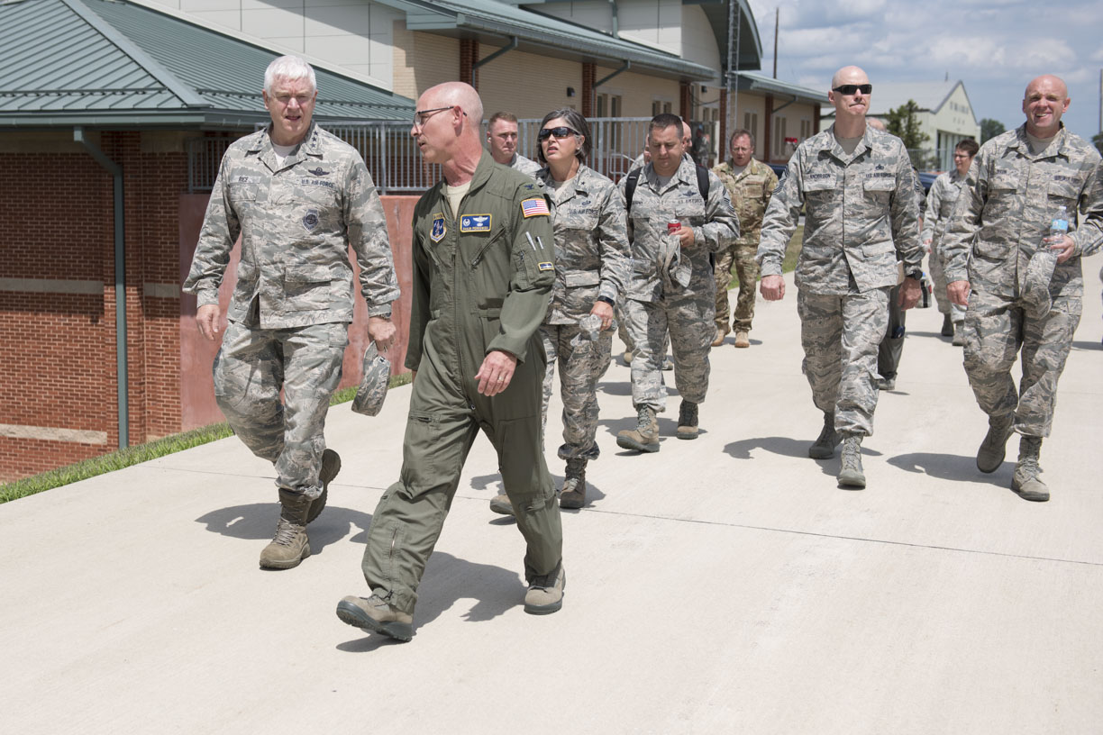 Director and Command Chief of Air National Guard, state leadership ...