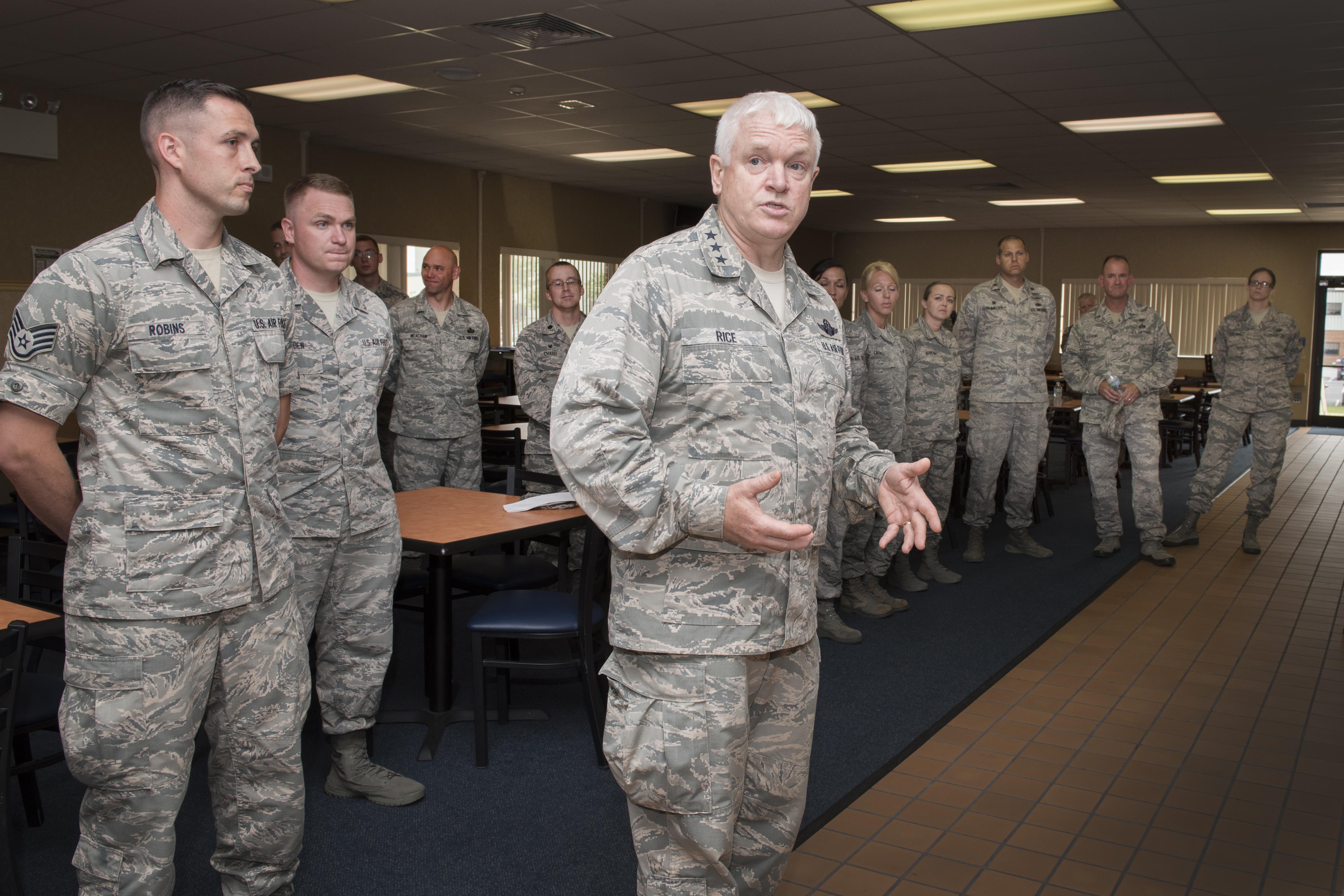 Director and Command Chief of Air National Guard, state leadership ...