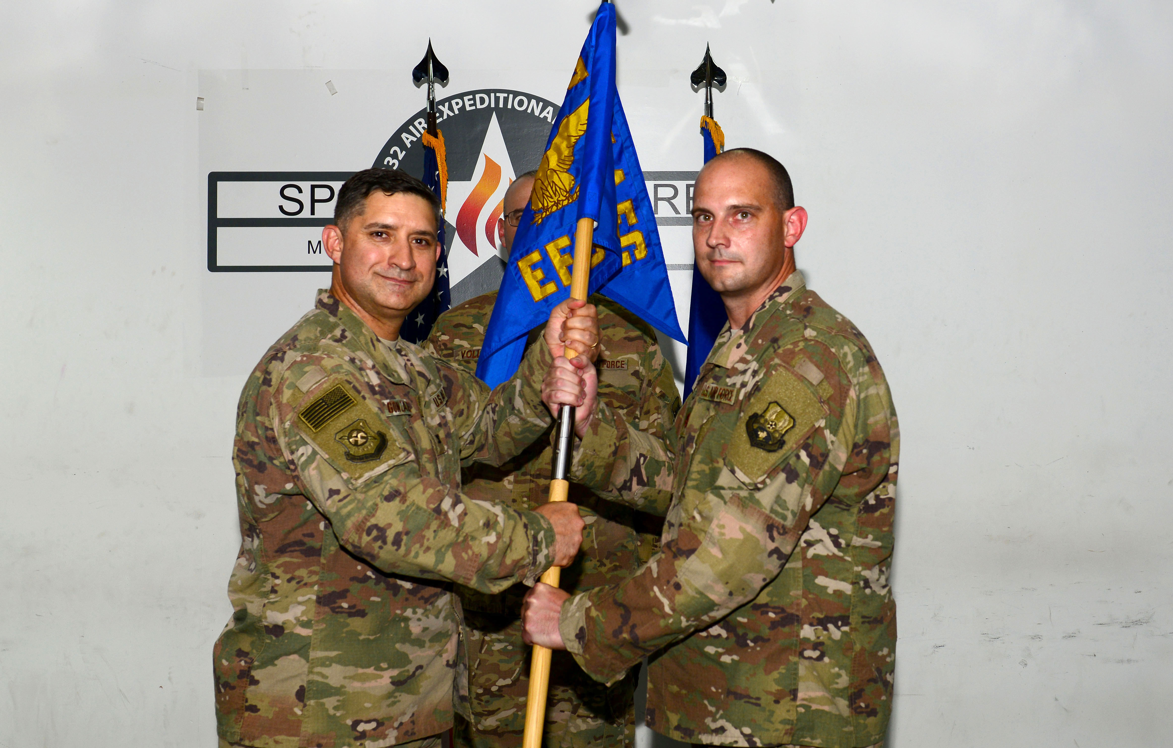 407th AEG Welcomes New Leadership: Uphold the legacy of excellence > U ...
