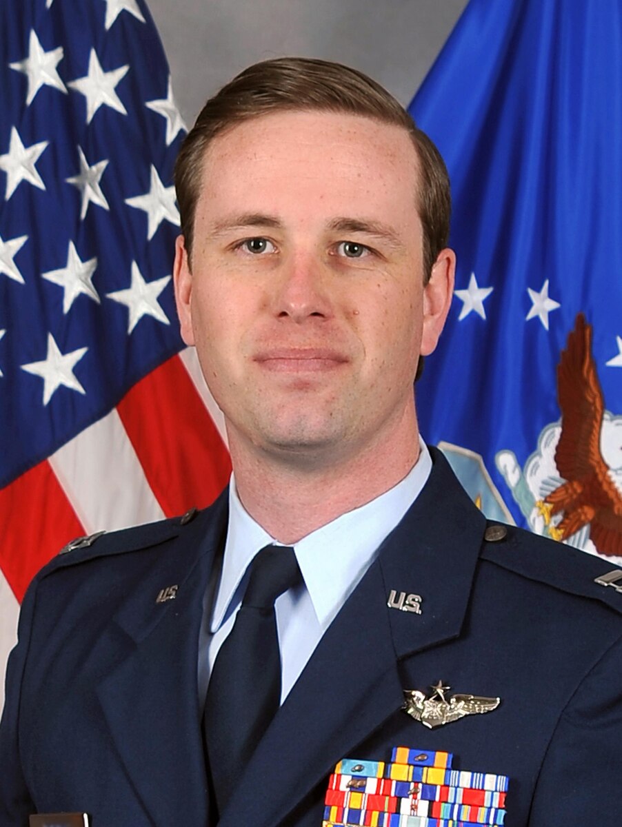 Offutt officer wins AF ISR award > Offutt Air Force Base > Article Display