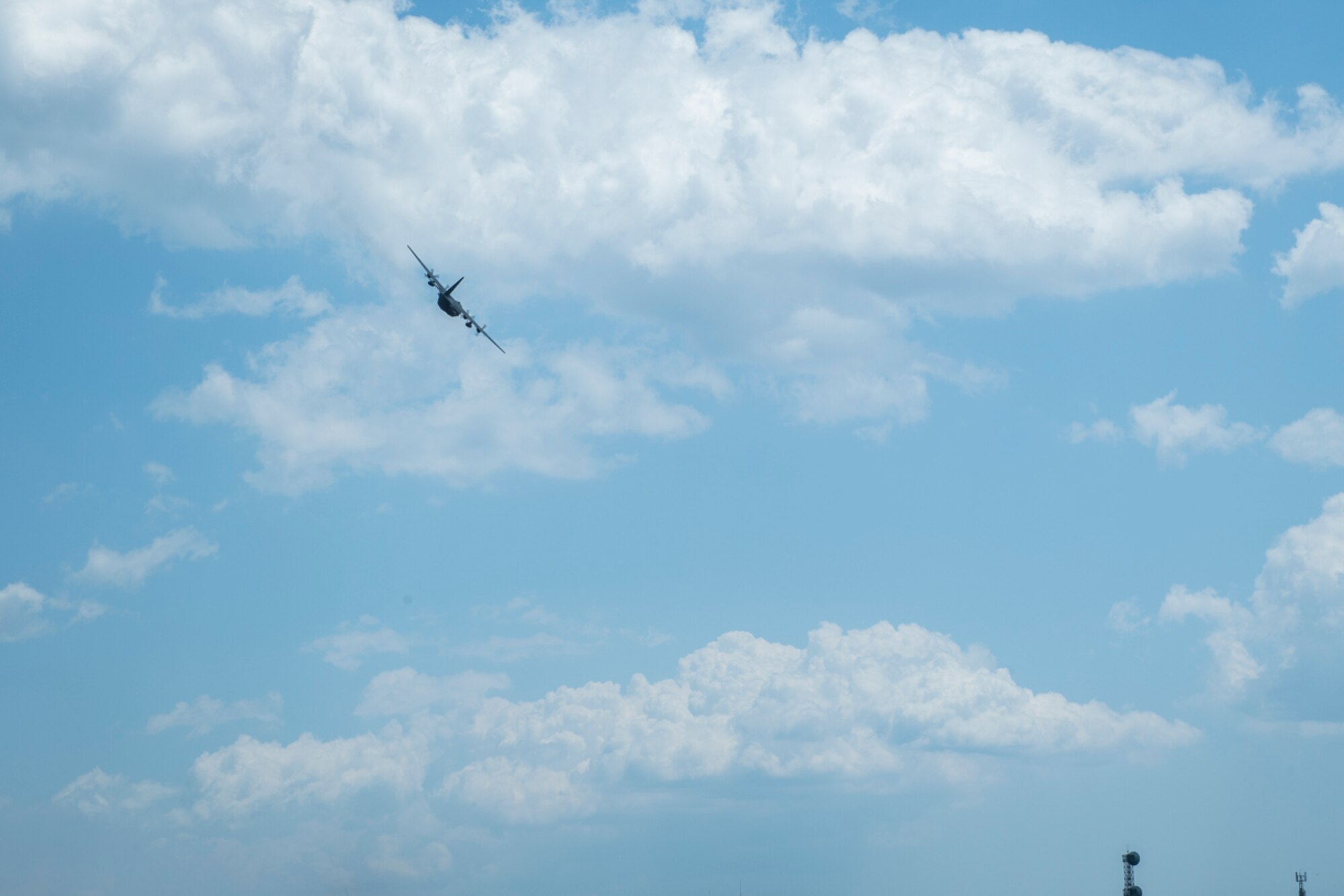 374 OG commander completes fini flights > Yokota Air Base > Article Display