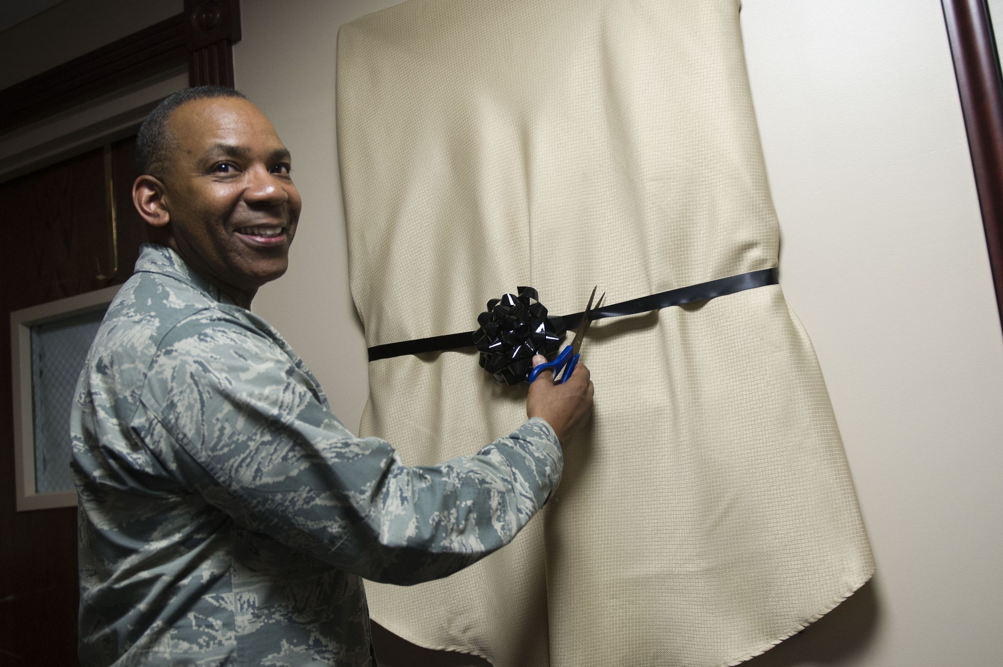 Unveiling of Maj. Gen. Allen's portrait > Air Force Medical Service ...