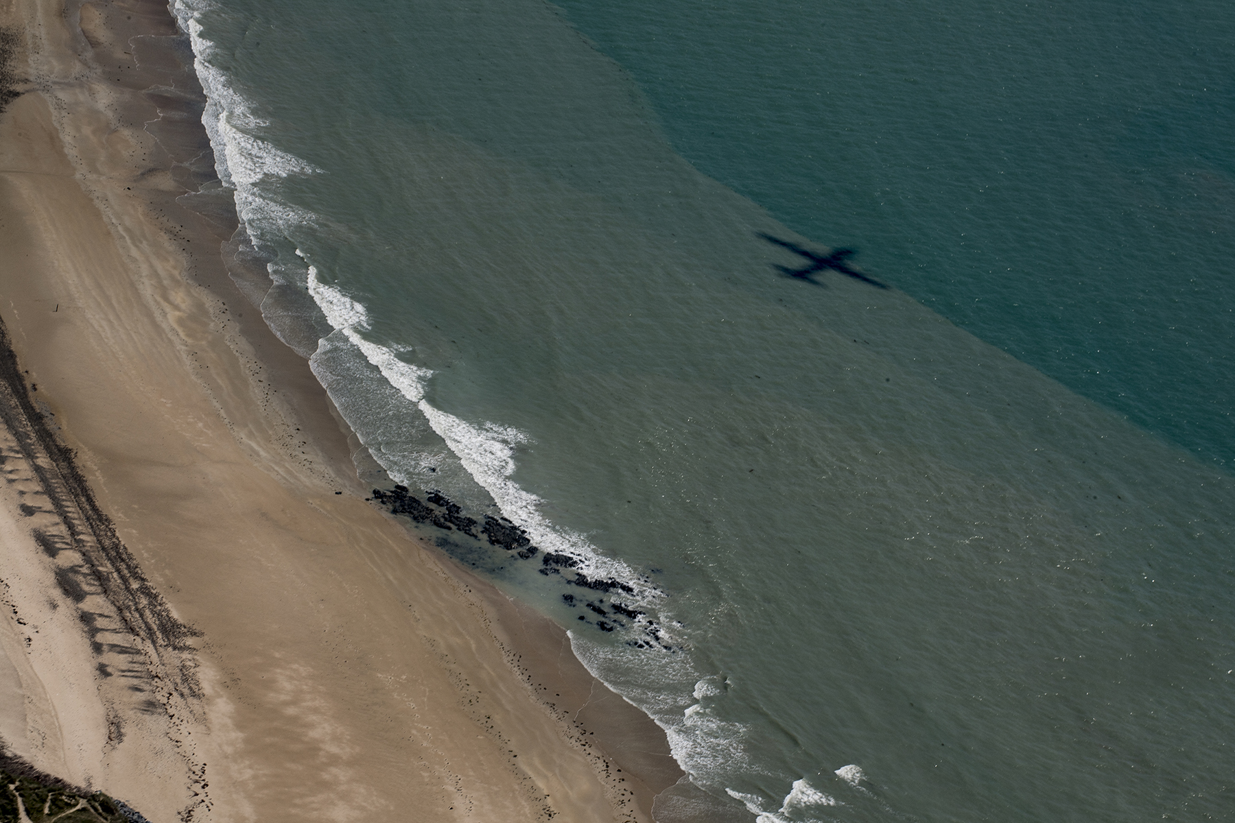37th AS recreates Normandy landings flying route > Ramstein Air Base ...