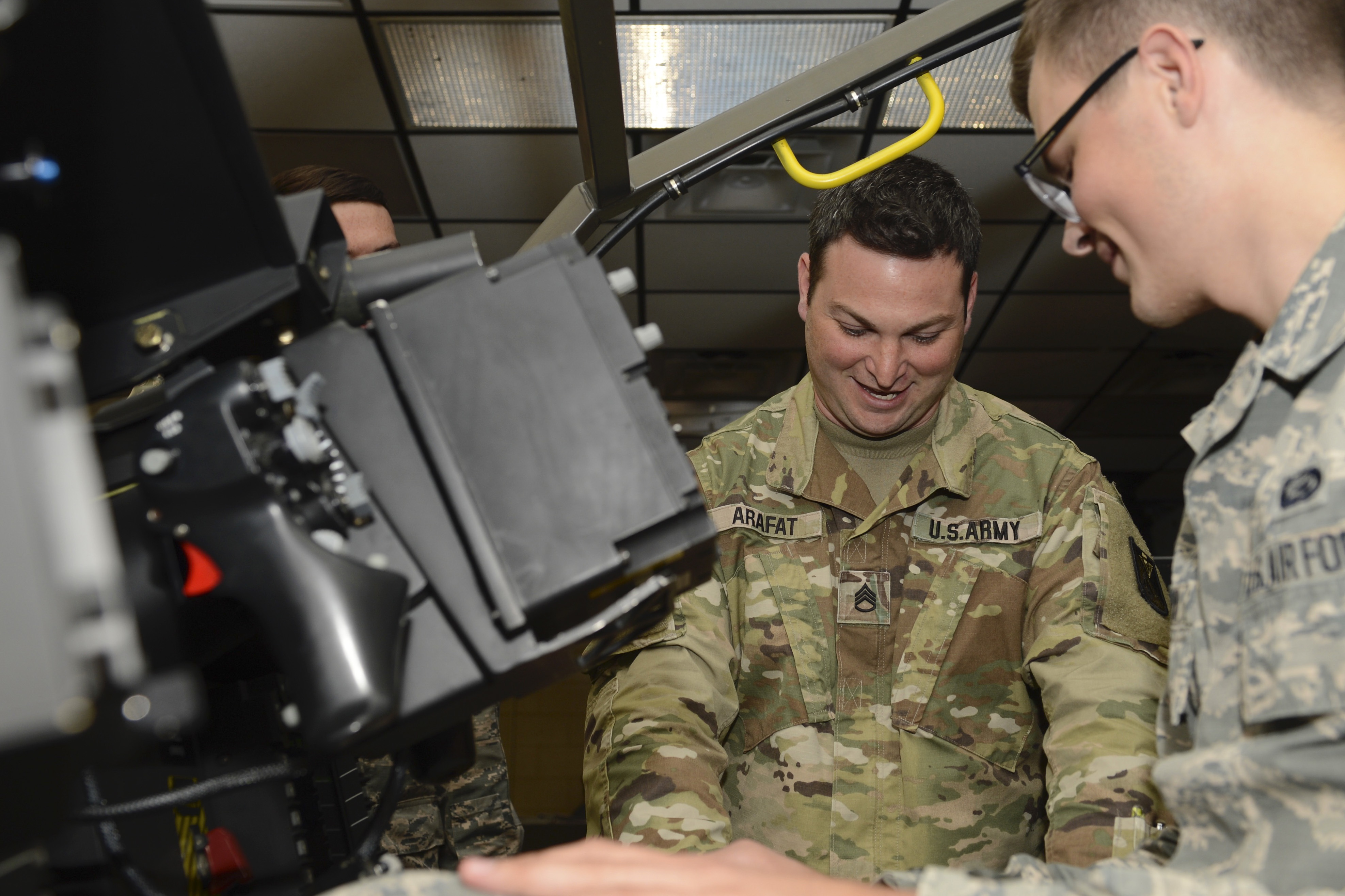 Airmen, Soldiers learn importance of joint warfighter > Joint Base ...