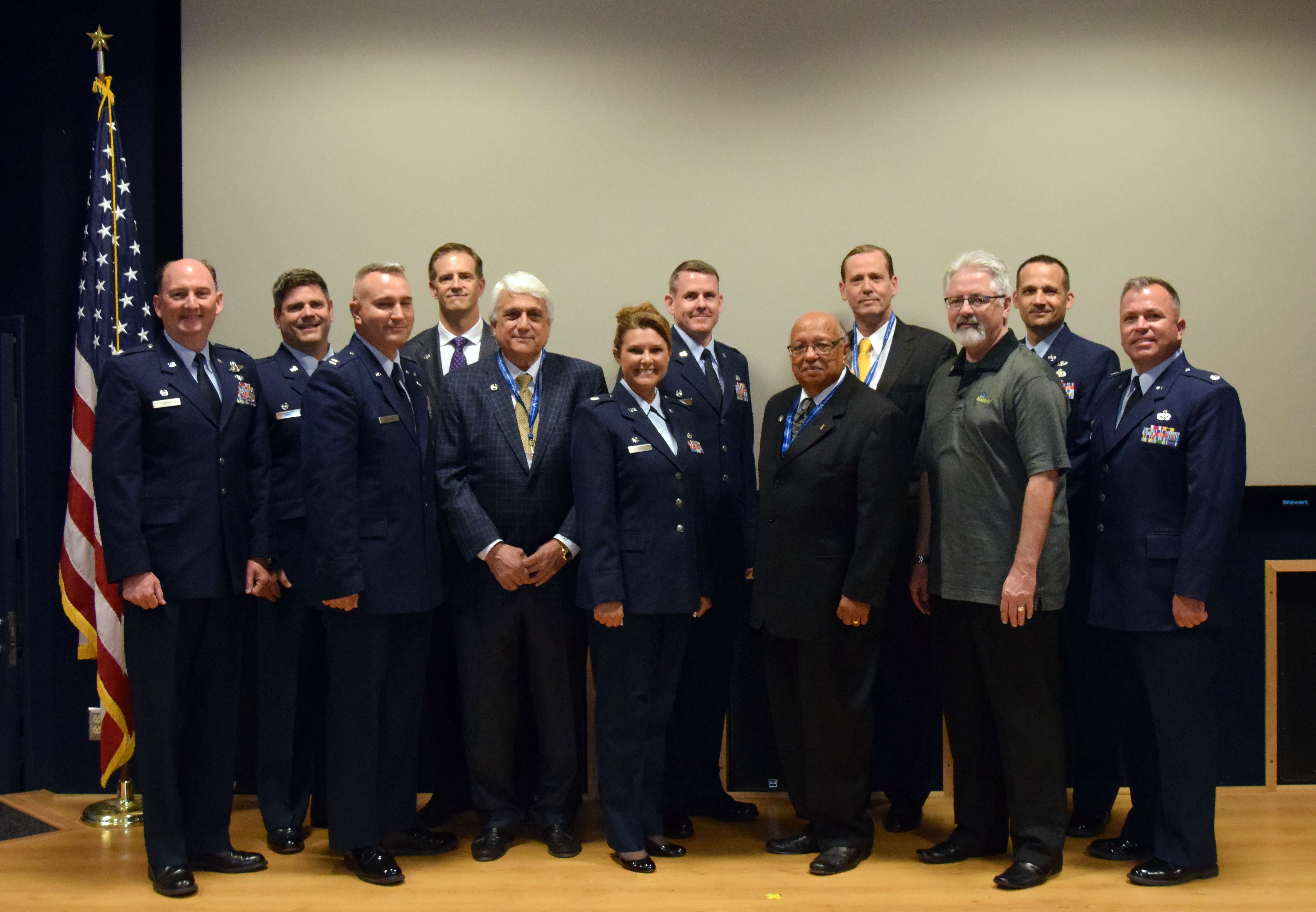 Final wave of Honorary Commanders join wing > 433rd Airlift Wing ...