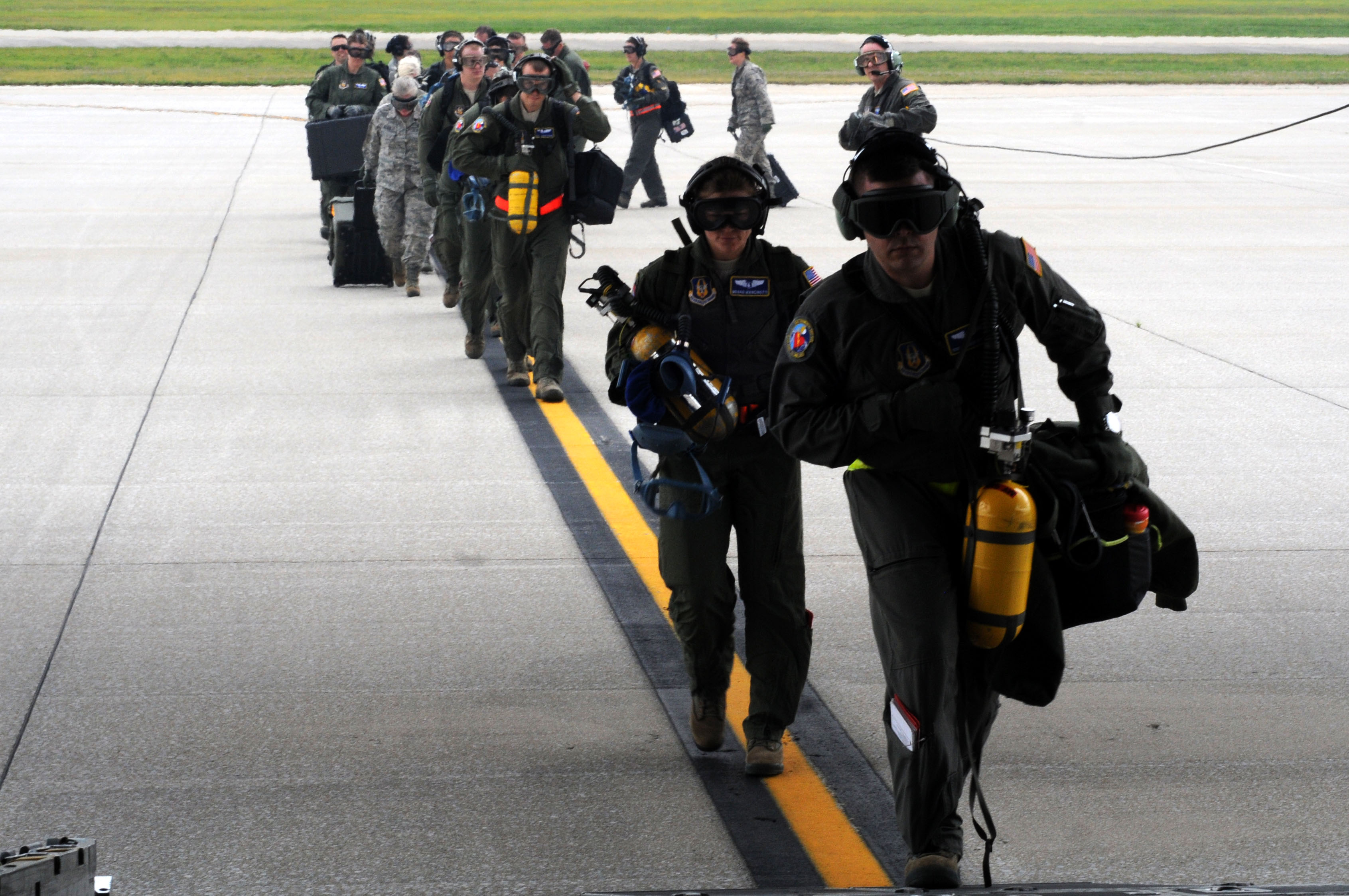 Ambulance in the sky > Air Force Medical Service > Display