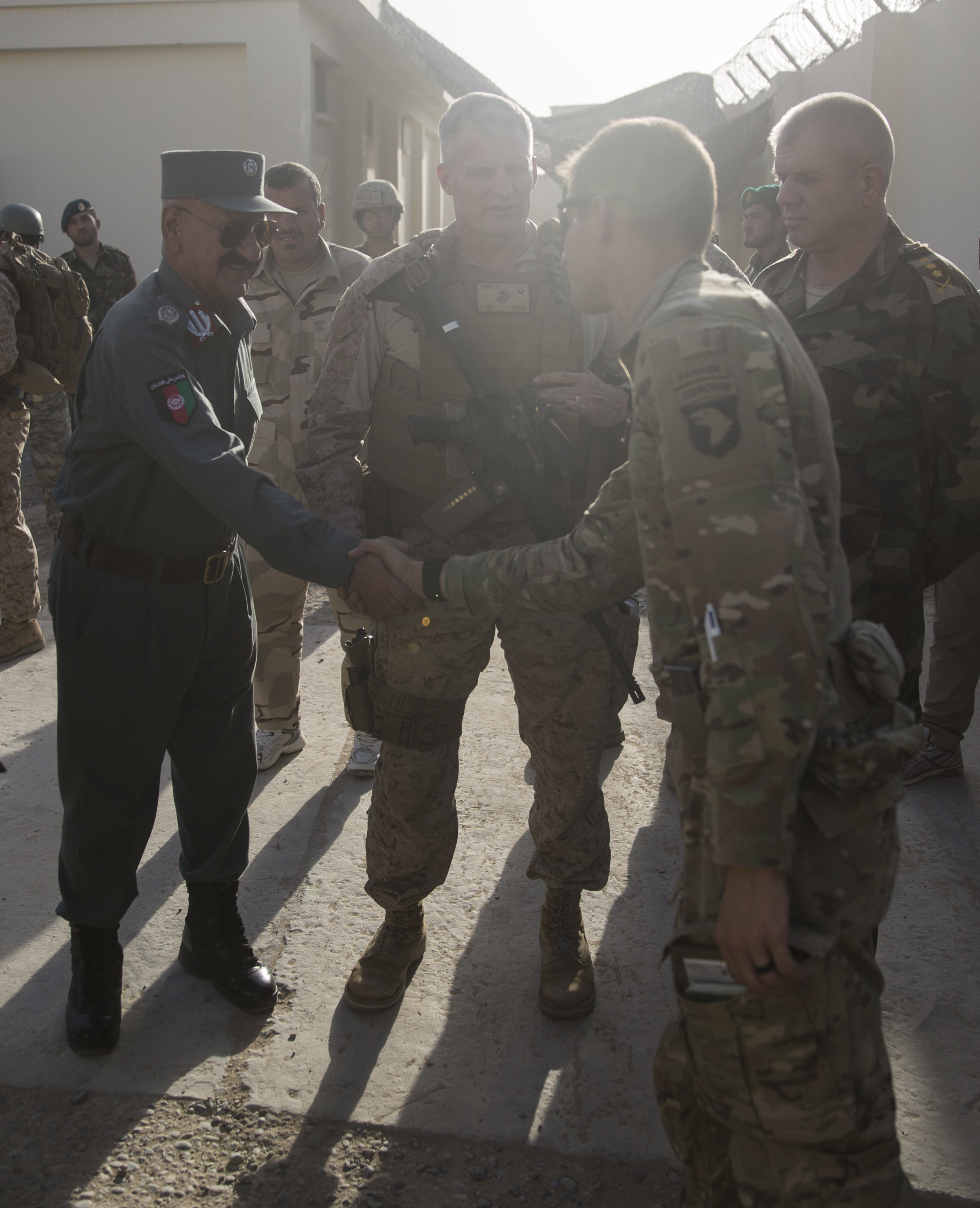 Superior Firepower: U.S. Army M-777 arrives at Bost Airfield to support ...
