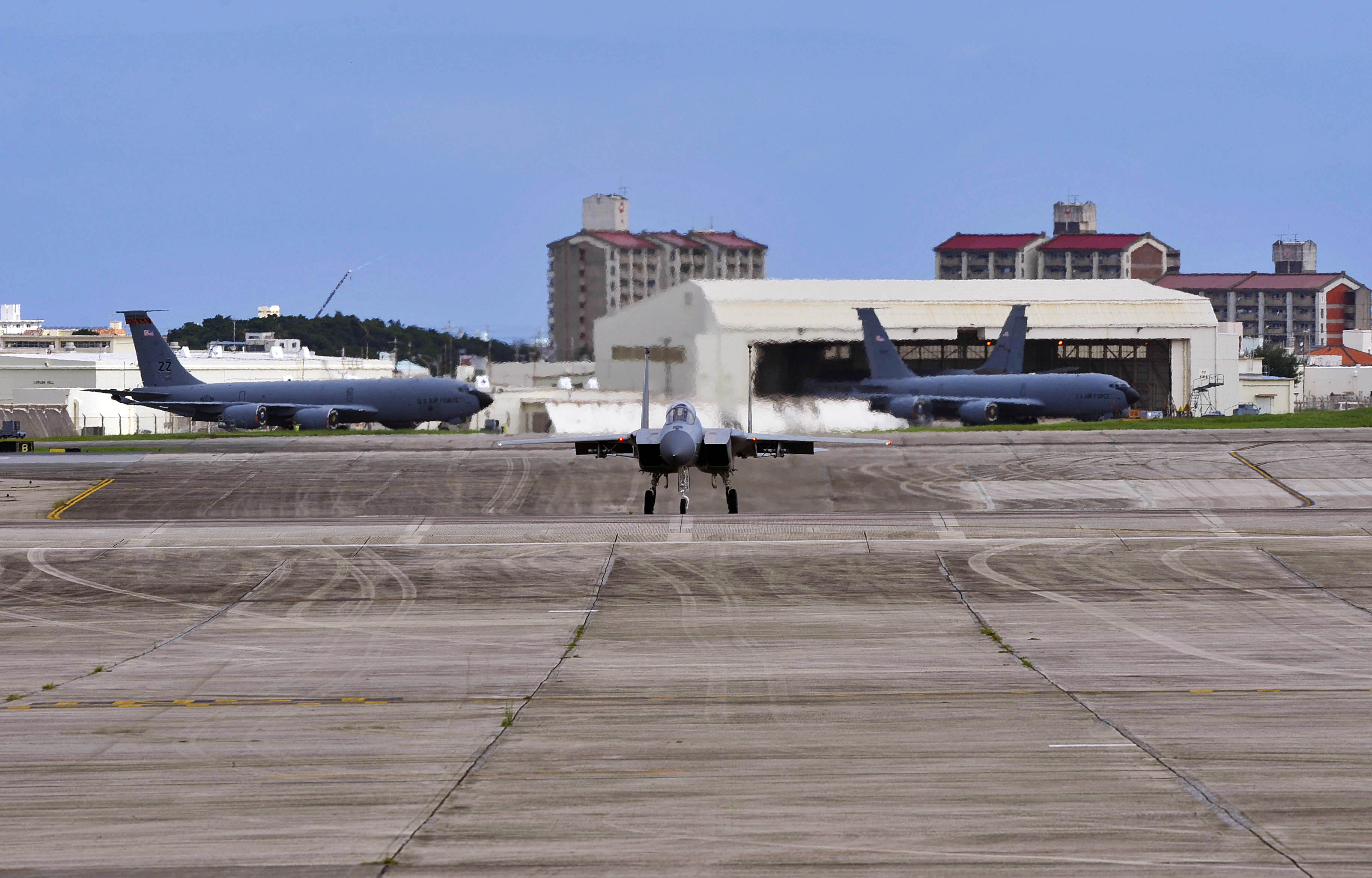 Top guns take to the sky > Kadena Air Base > Article Display