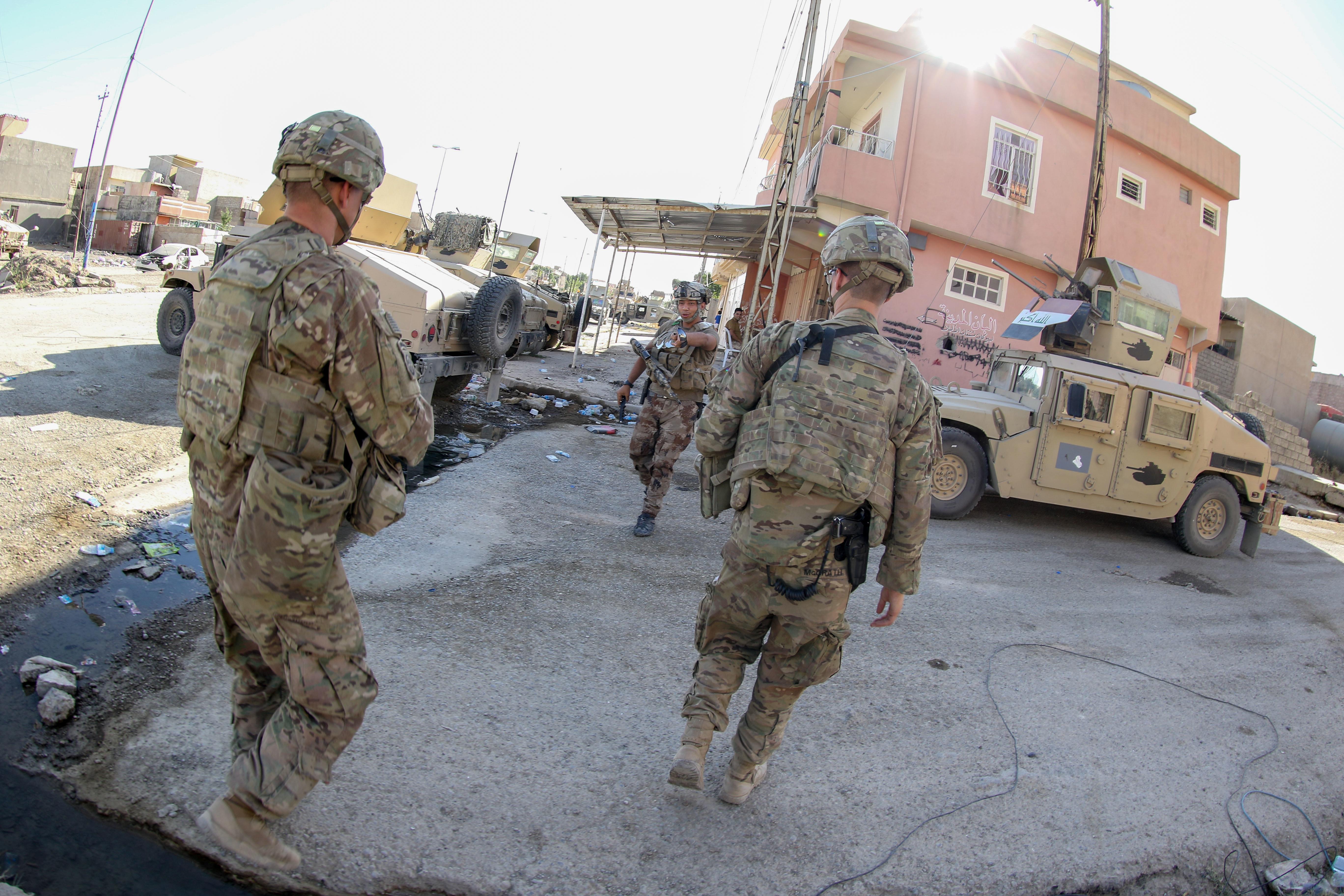 U.S. forces advise and assist Iraqi partners in fight for Mosul