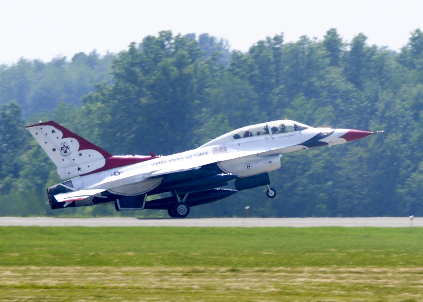 Thunderbird 8 has arrived > Youngstown Air Reserve Station > Article ...