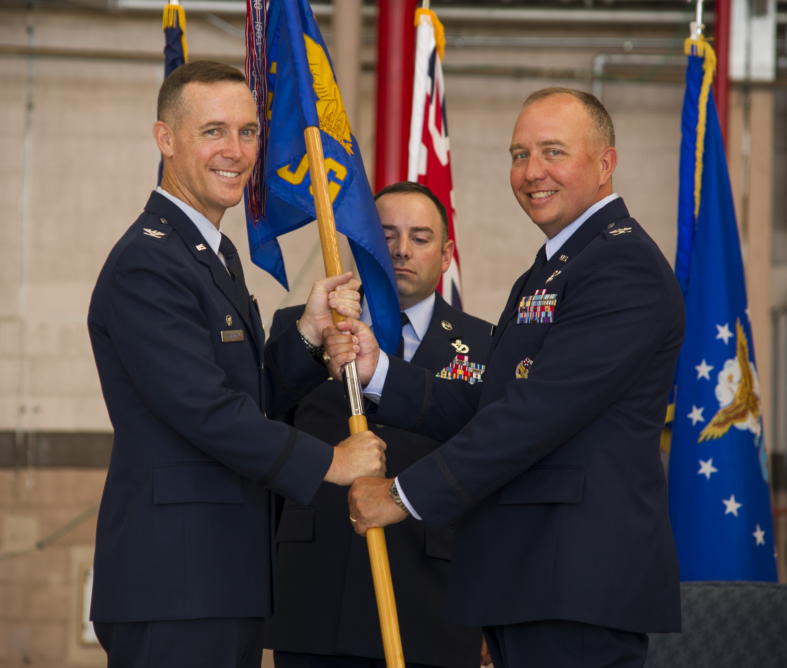 15 OG welcomes new commander > 15th Wing > Article Display