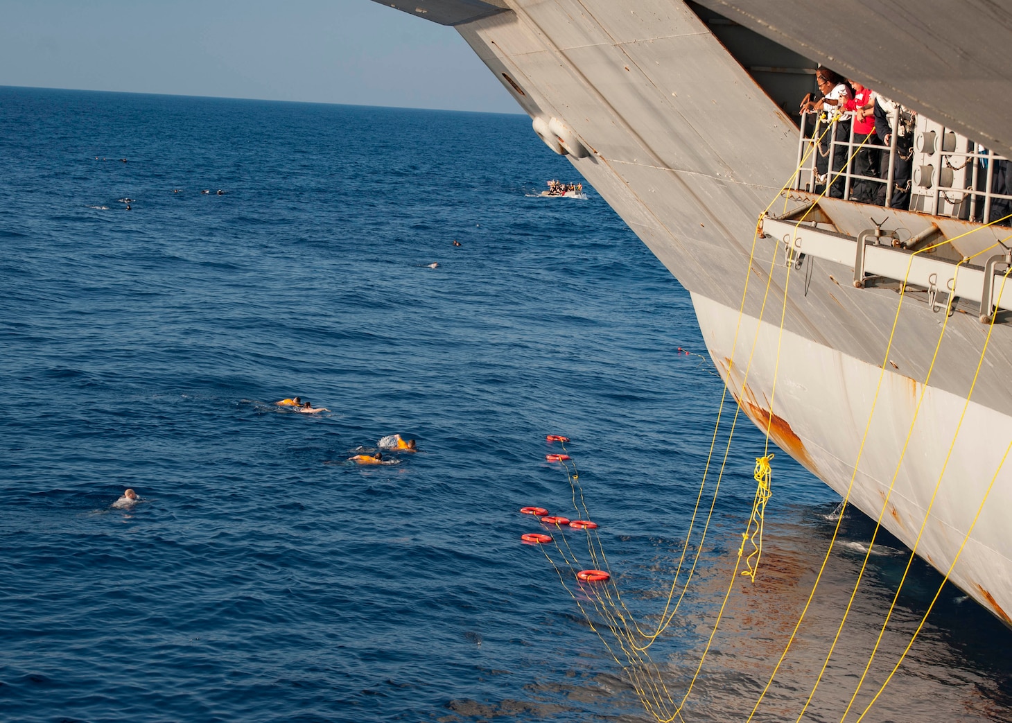 GHWB Takes the Plunge > United States Navy > News Stories
