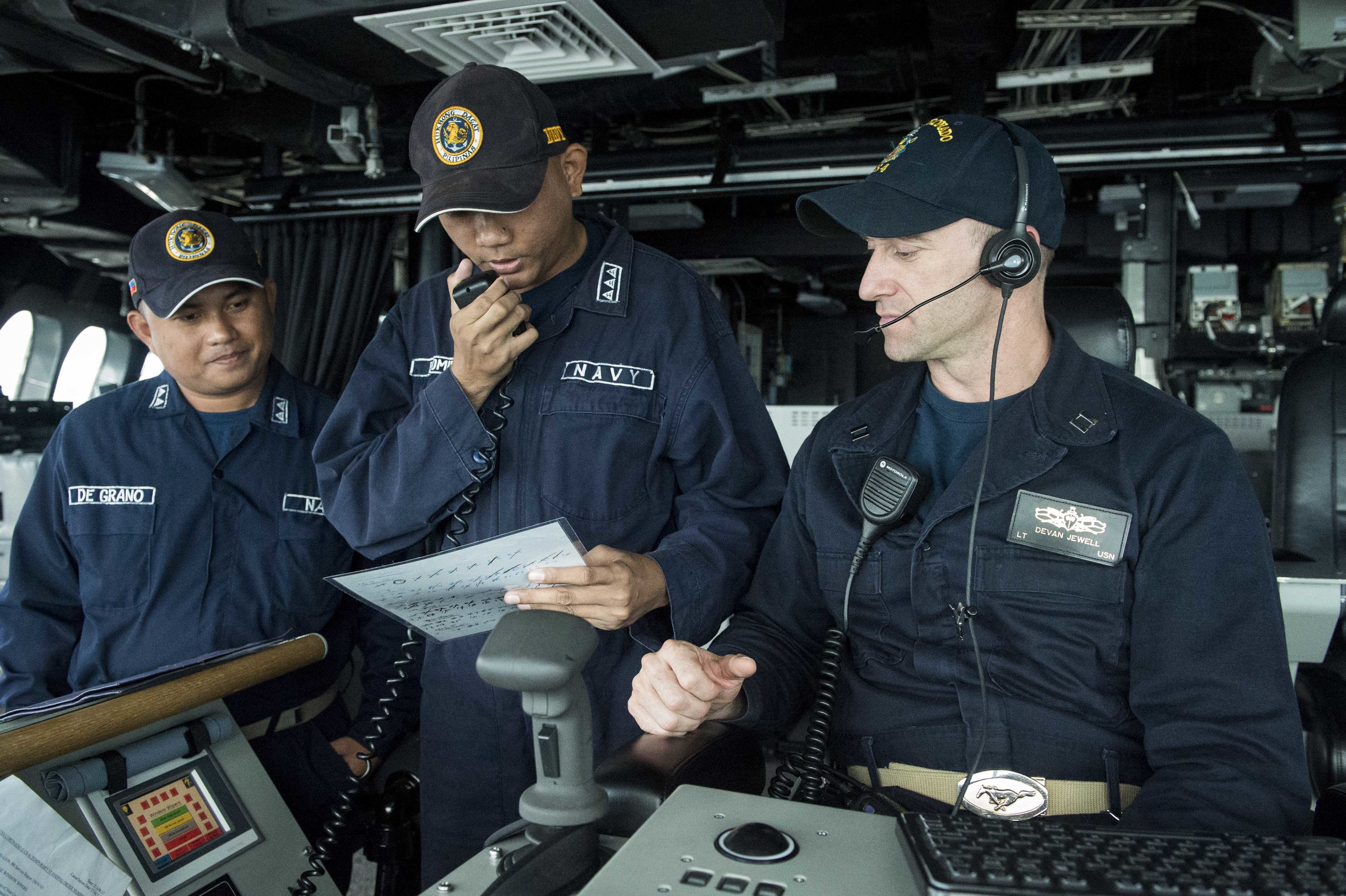 US and Philippine Navies Complete Coordinated Patrol in Southern Sulu ...