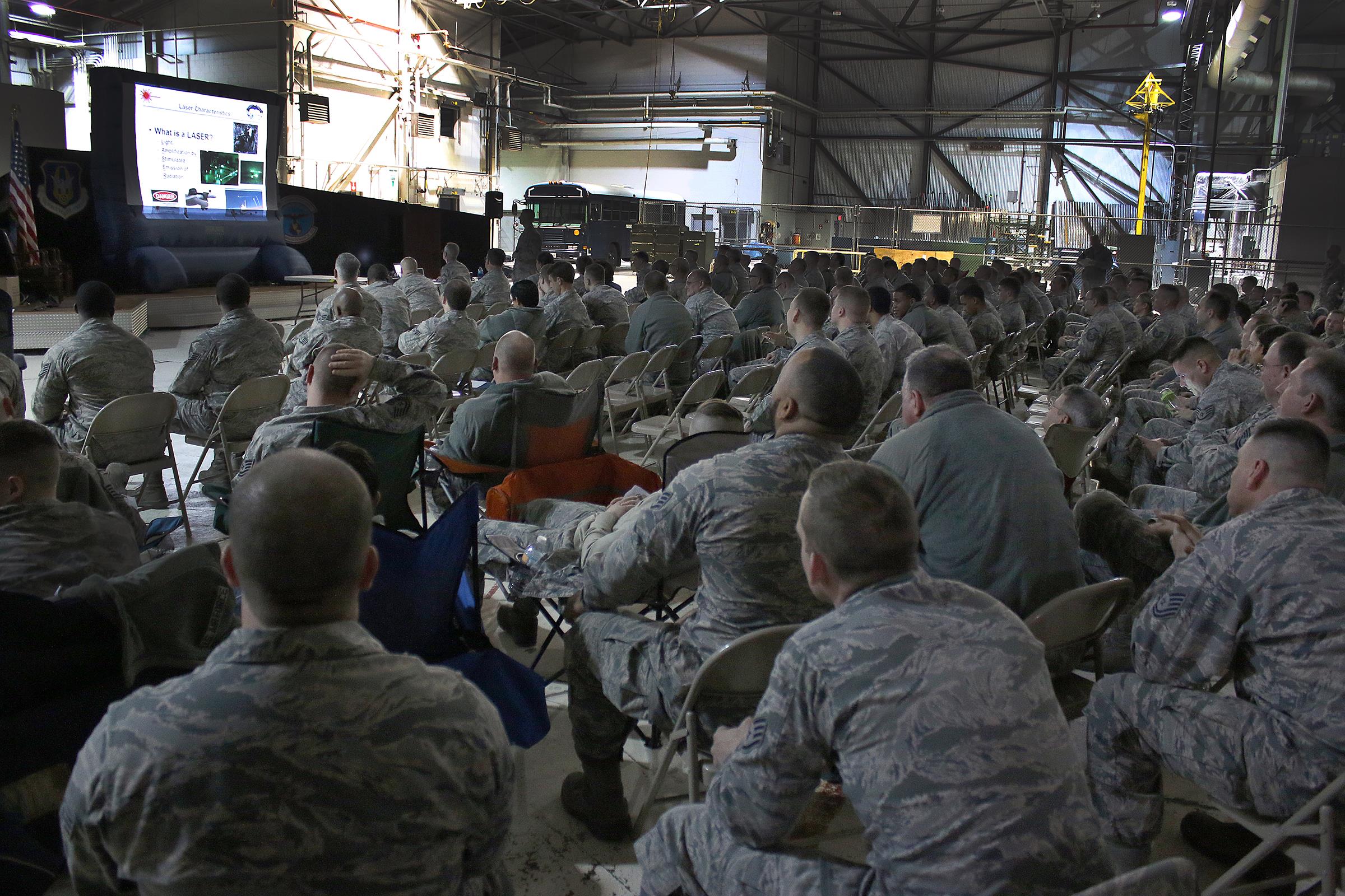 445th Maintenance Group conducts mega training > 445th Airlift Wing ...