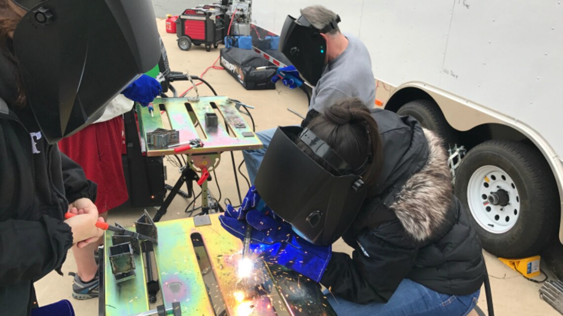 Innovative ‘boot camp’ teaches civilian Marines rapid prototyping ...