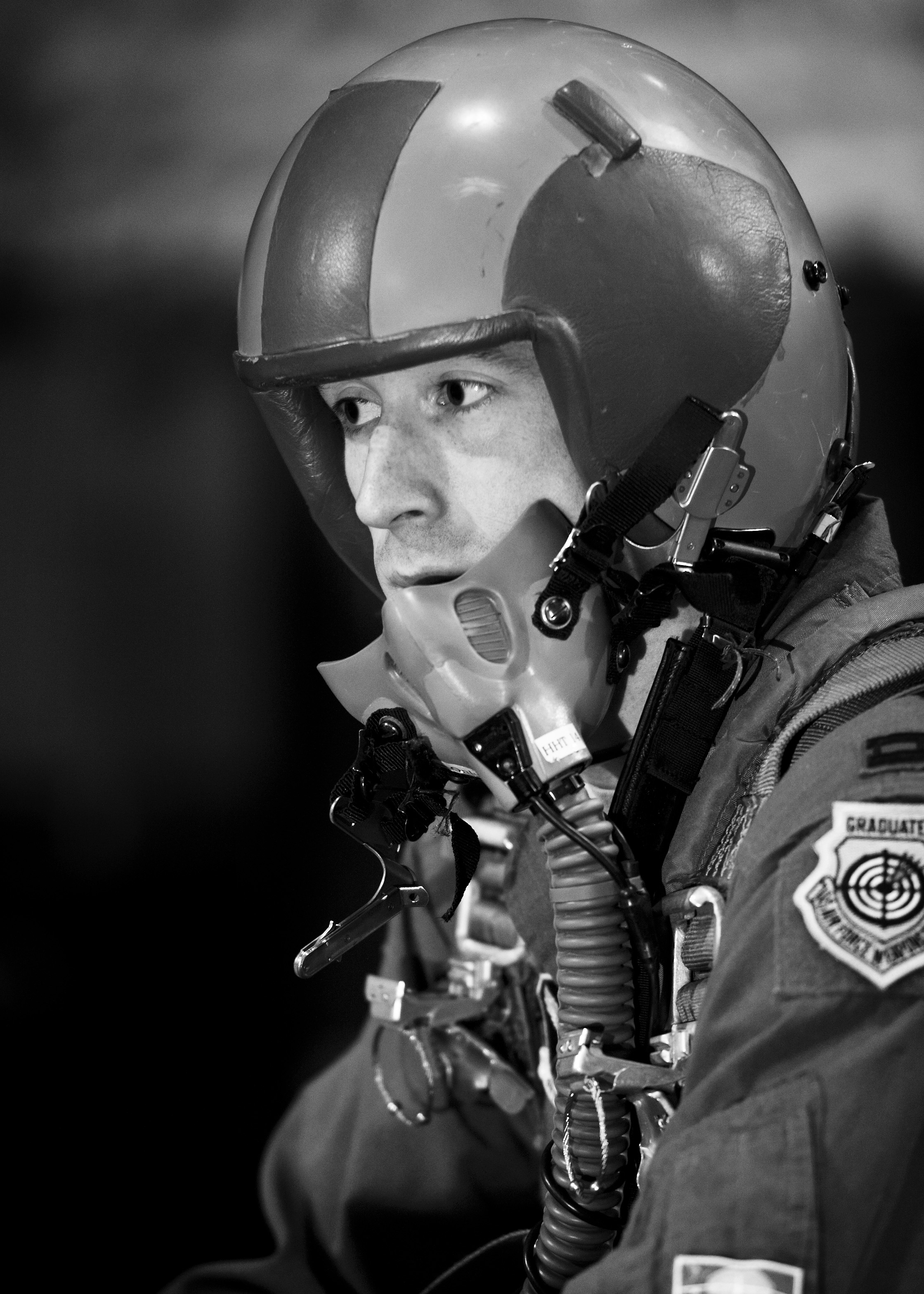 Aircrew participate in egress, emergency parachute training