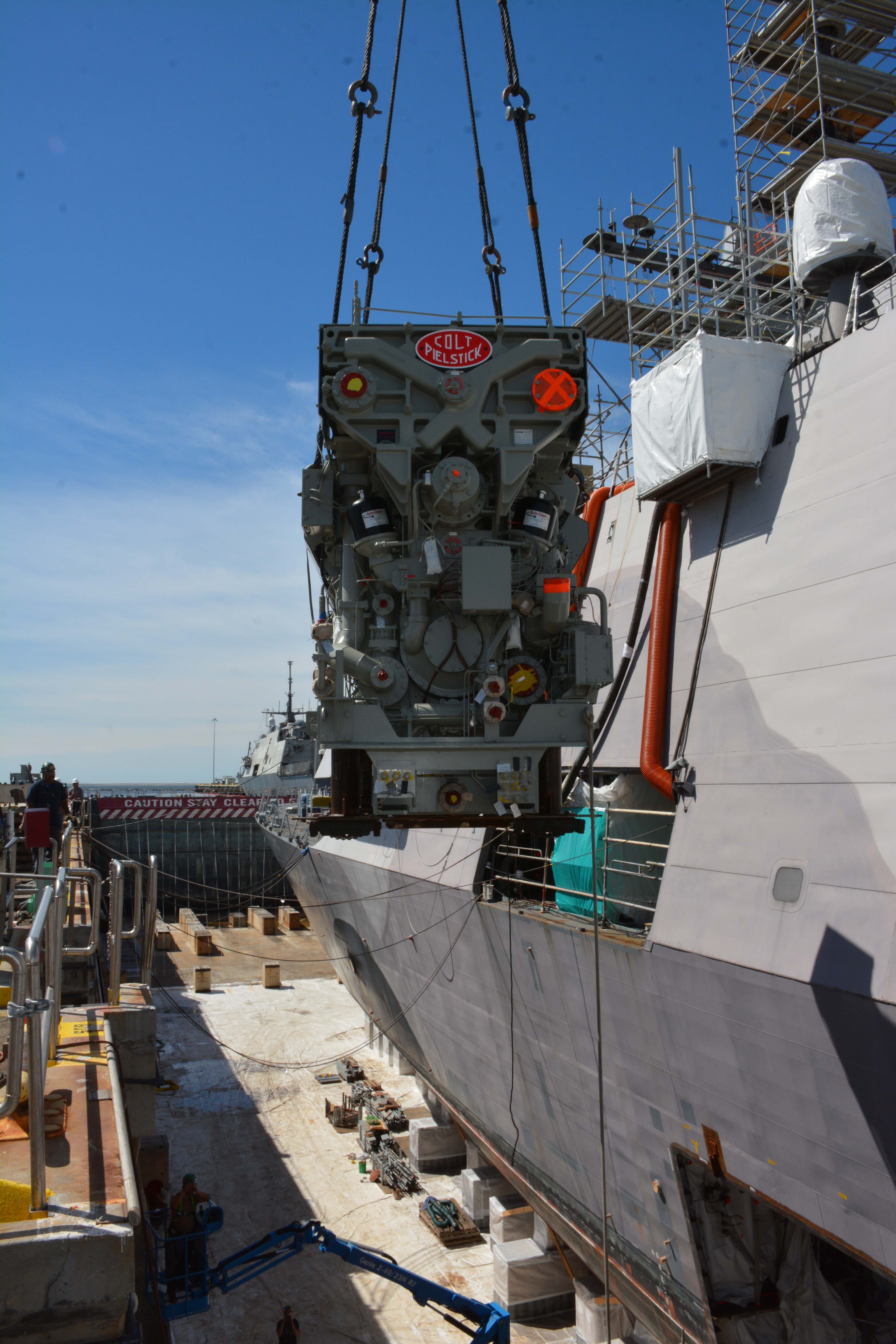USS Freedom Successful Replacement of Main Propulsion Diesel Engine ...