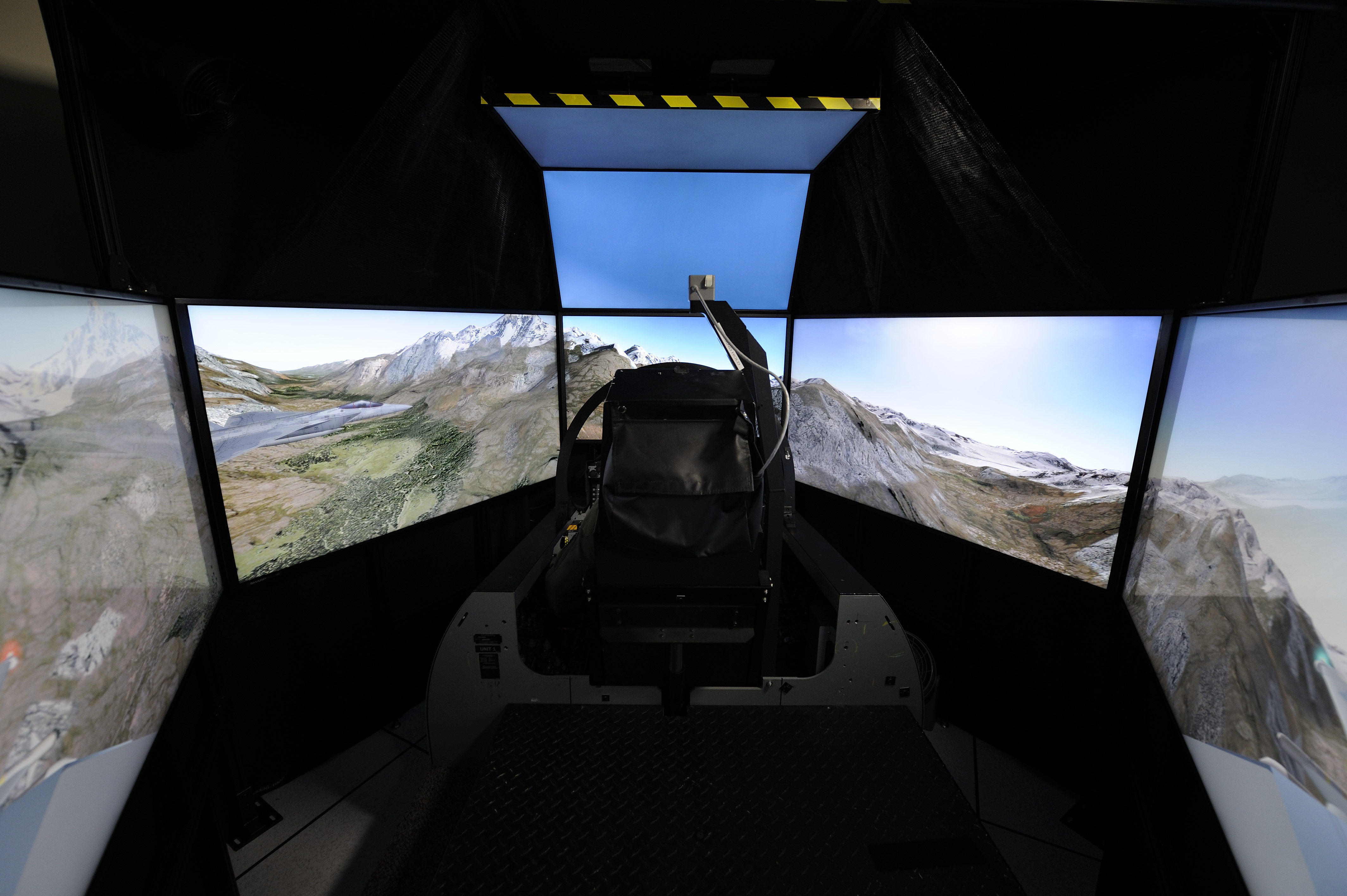 f15 cockpit simulator